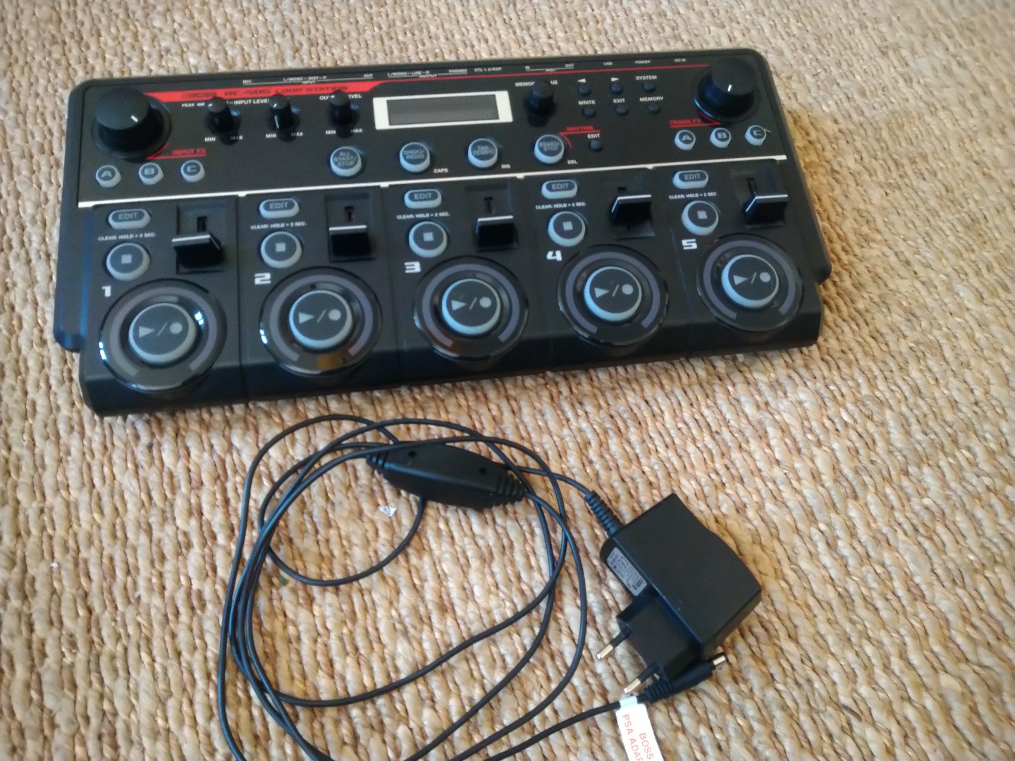 RC-505 Loop Station - Boss RC-505 Loop Station - Audiofanzine