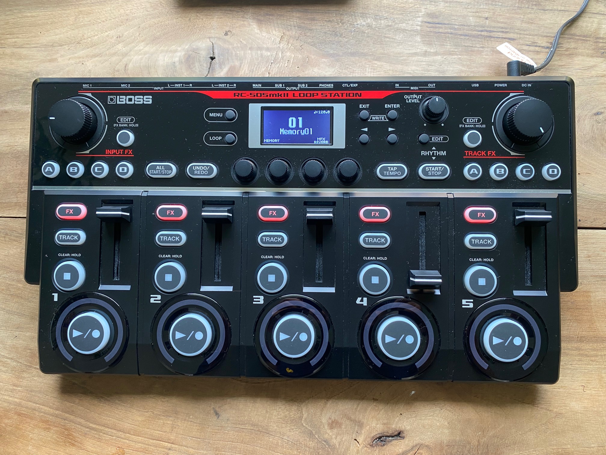 RC-505 MkII - Boss RC-505 MkII - Audiofanzine