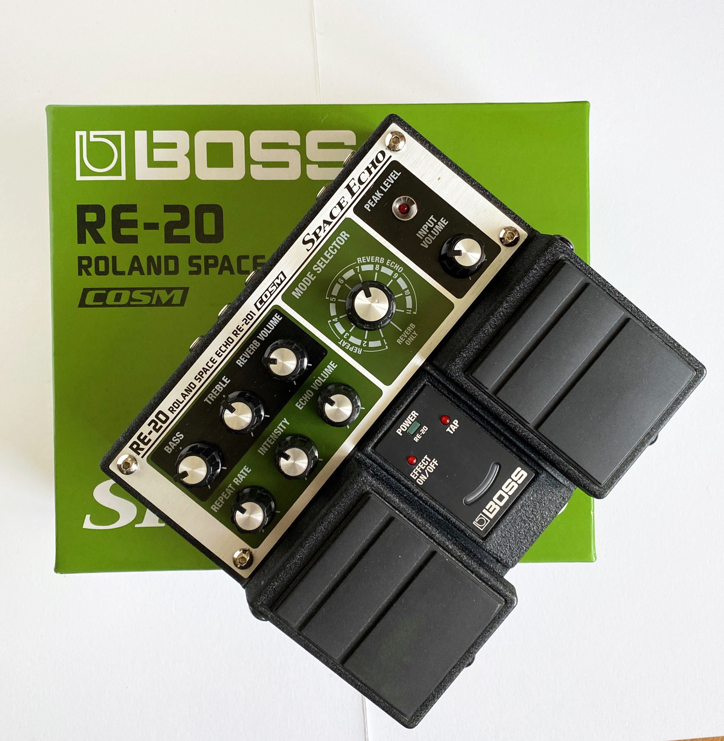 RE-20 Space Echo - Boss RE-20 Space Echo - Audiofanzine