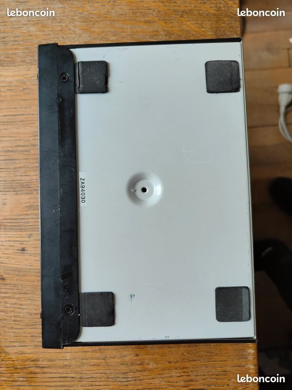 RGE-10 Graphic Equalizer - Boss RGE-10 Graphic Equalizer - Audiofanzine