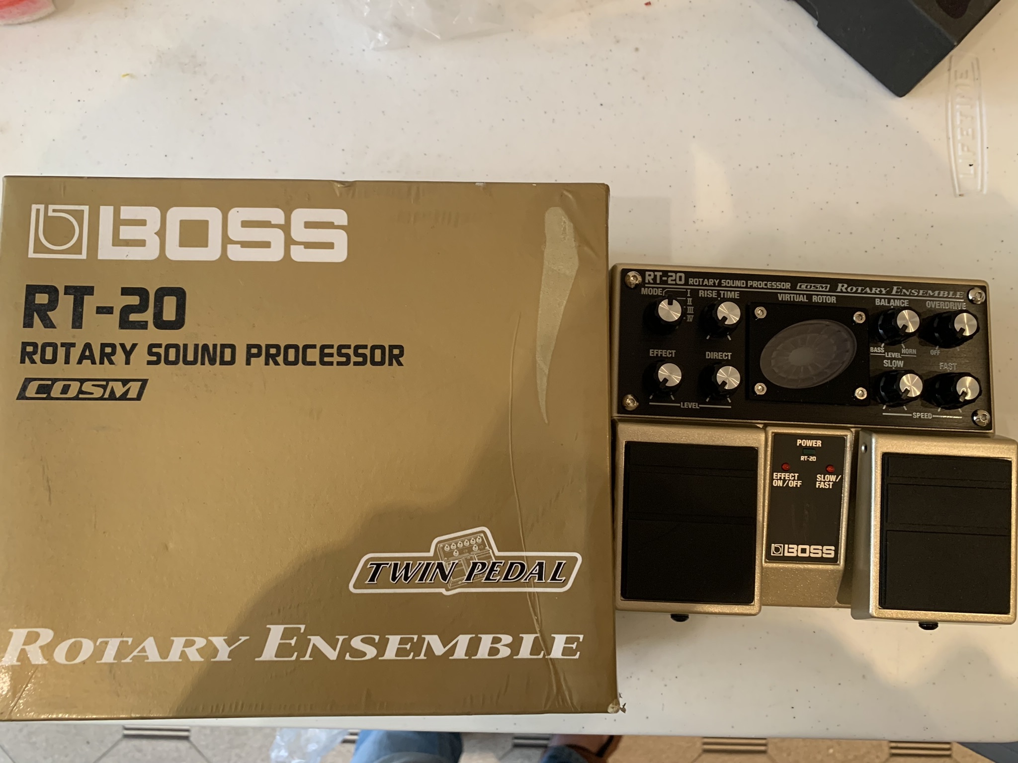 RT-20 Rotary Ensemble - Boss RT-20 Rotary Ensemble - Audiofanzine