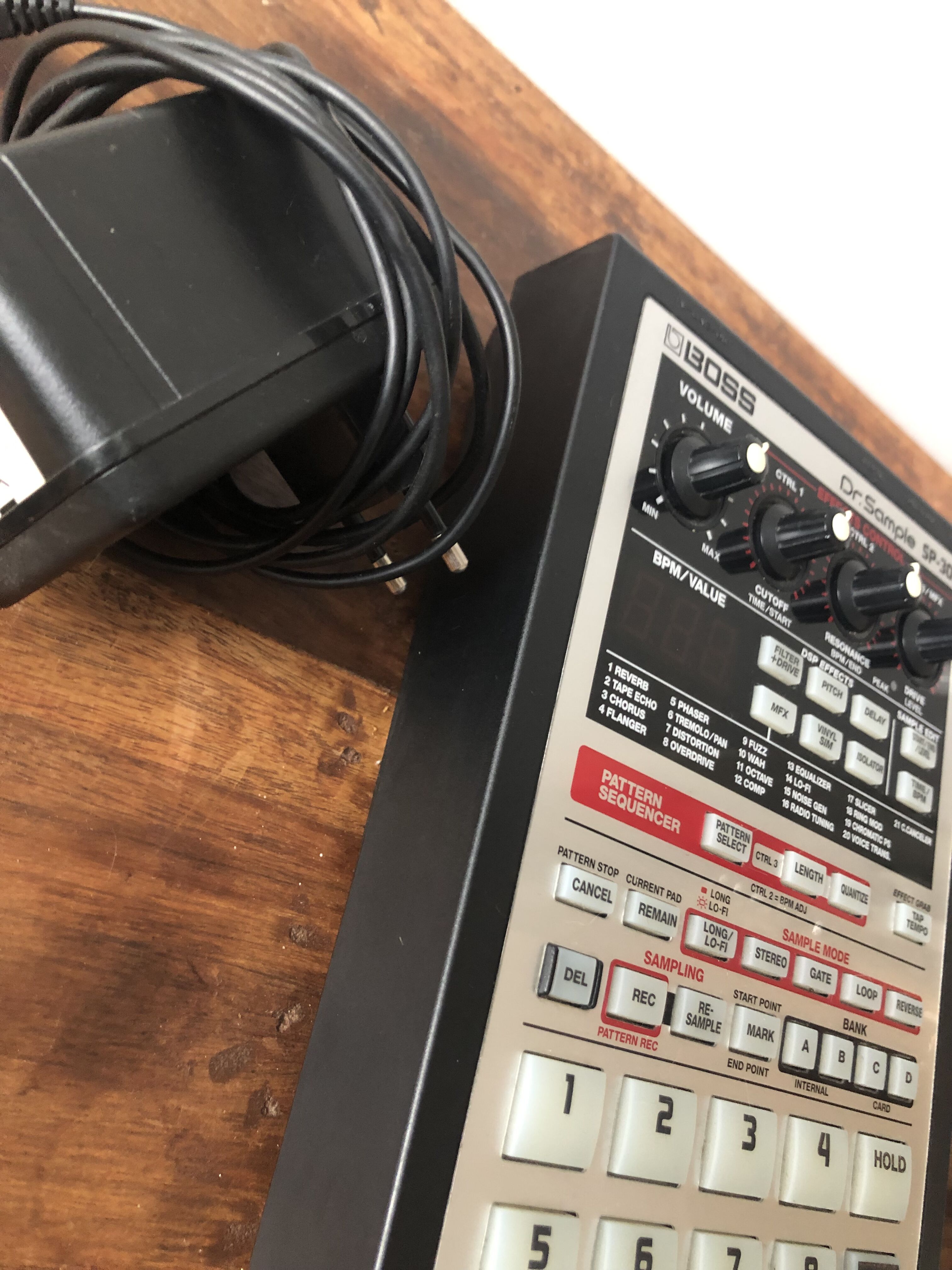 SP-303 Dr. Sample - Boss SP-303 Dr. Sample - Audiofanzine