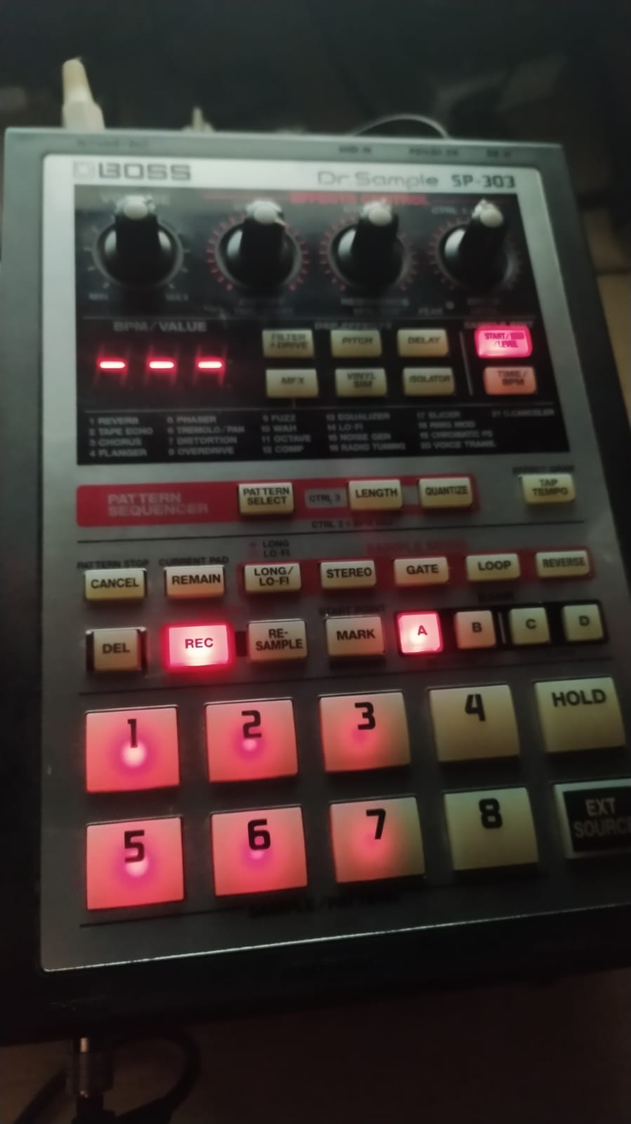 SP-303 Dr. Sample - Boss SP-303 Dr. Sample - Audiofanzine