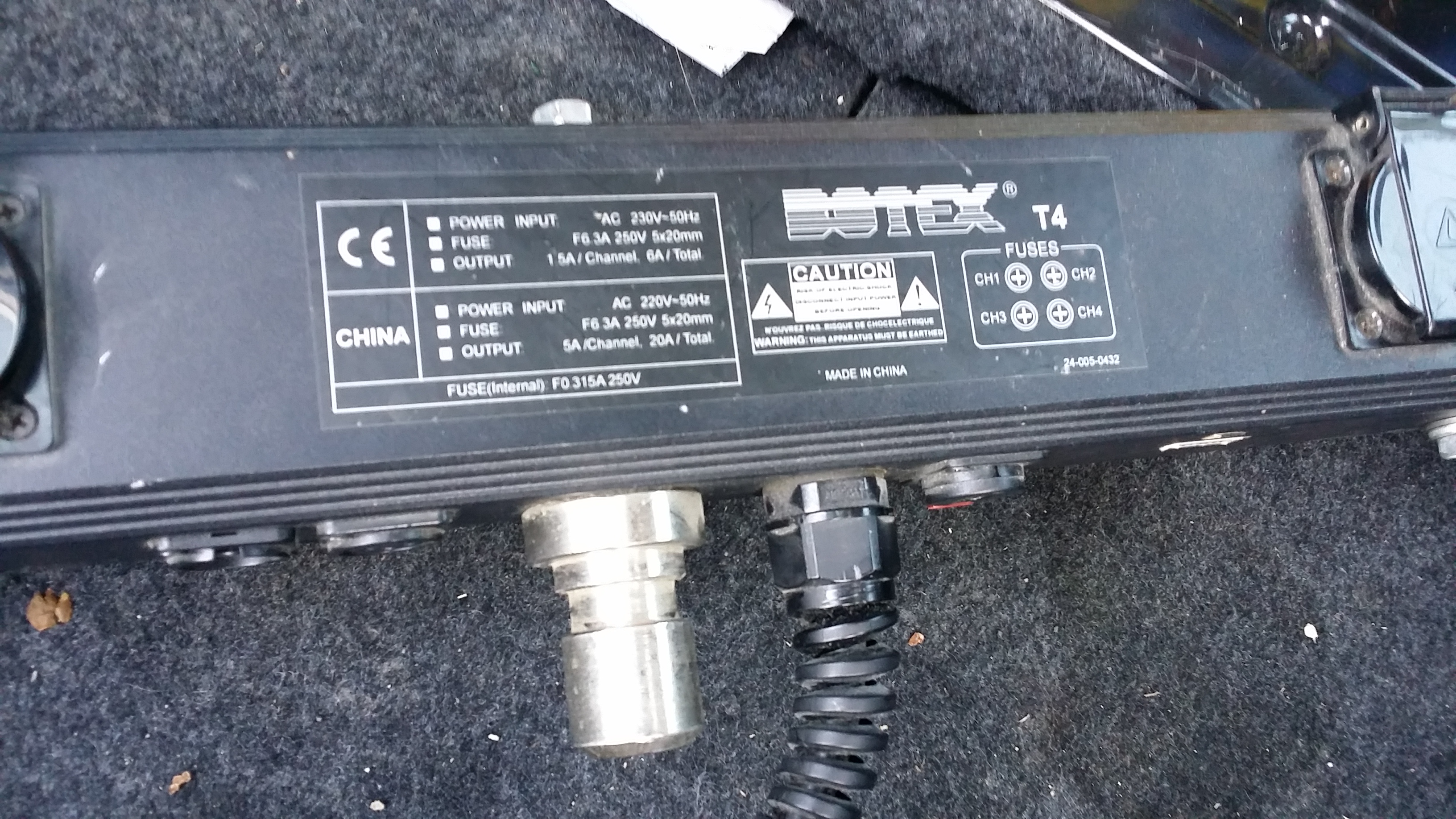 T-4 (T-BAR) - Botex T-4 (T-BAR) - Audiofanzine