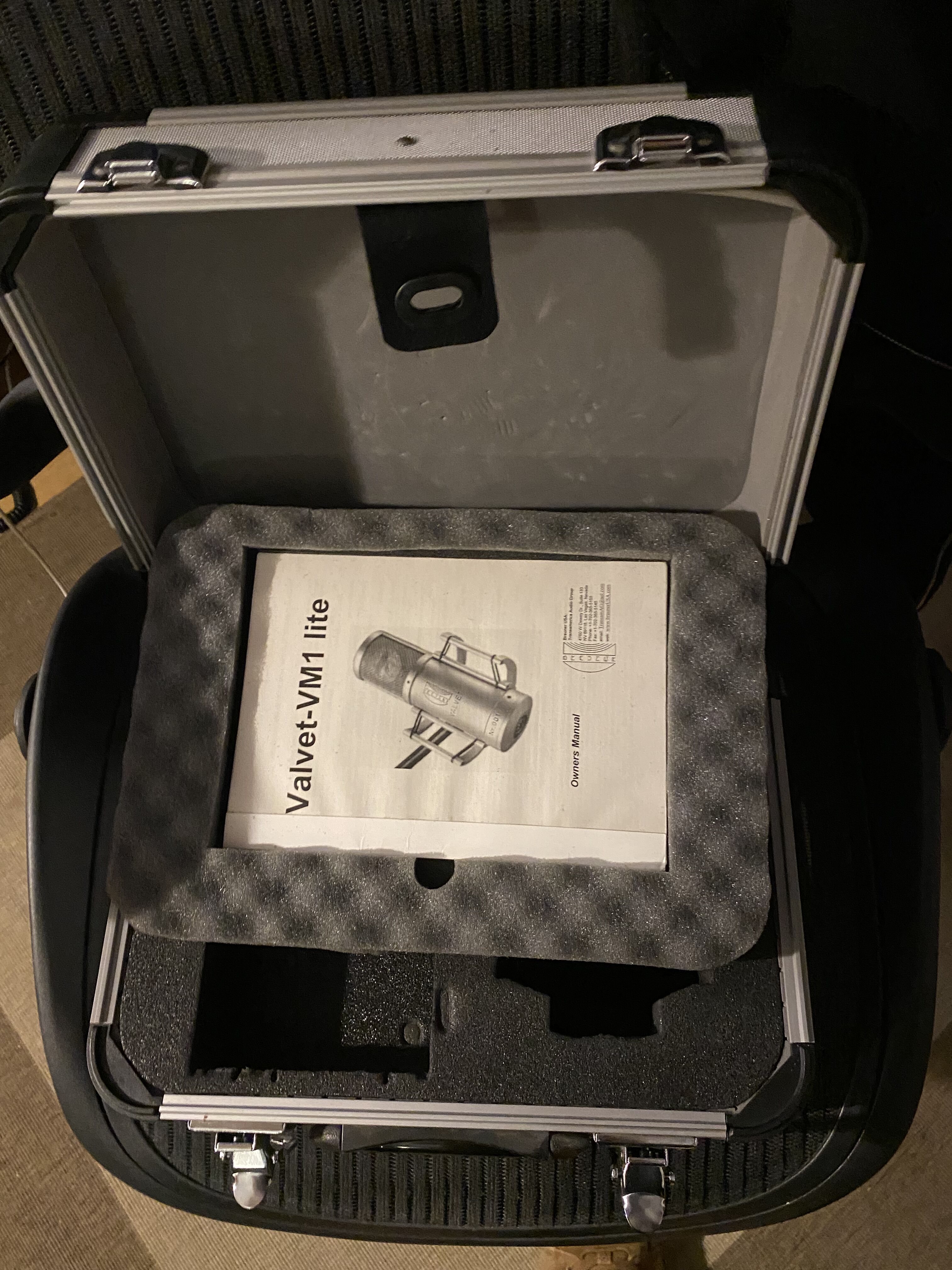 Valvet - Brauner Valvet - Audiofanzine