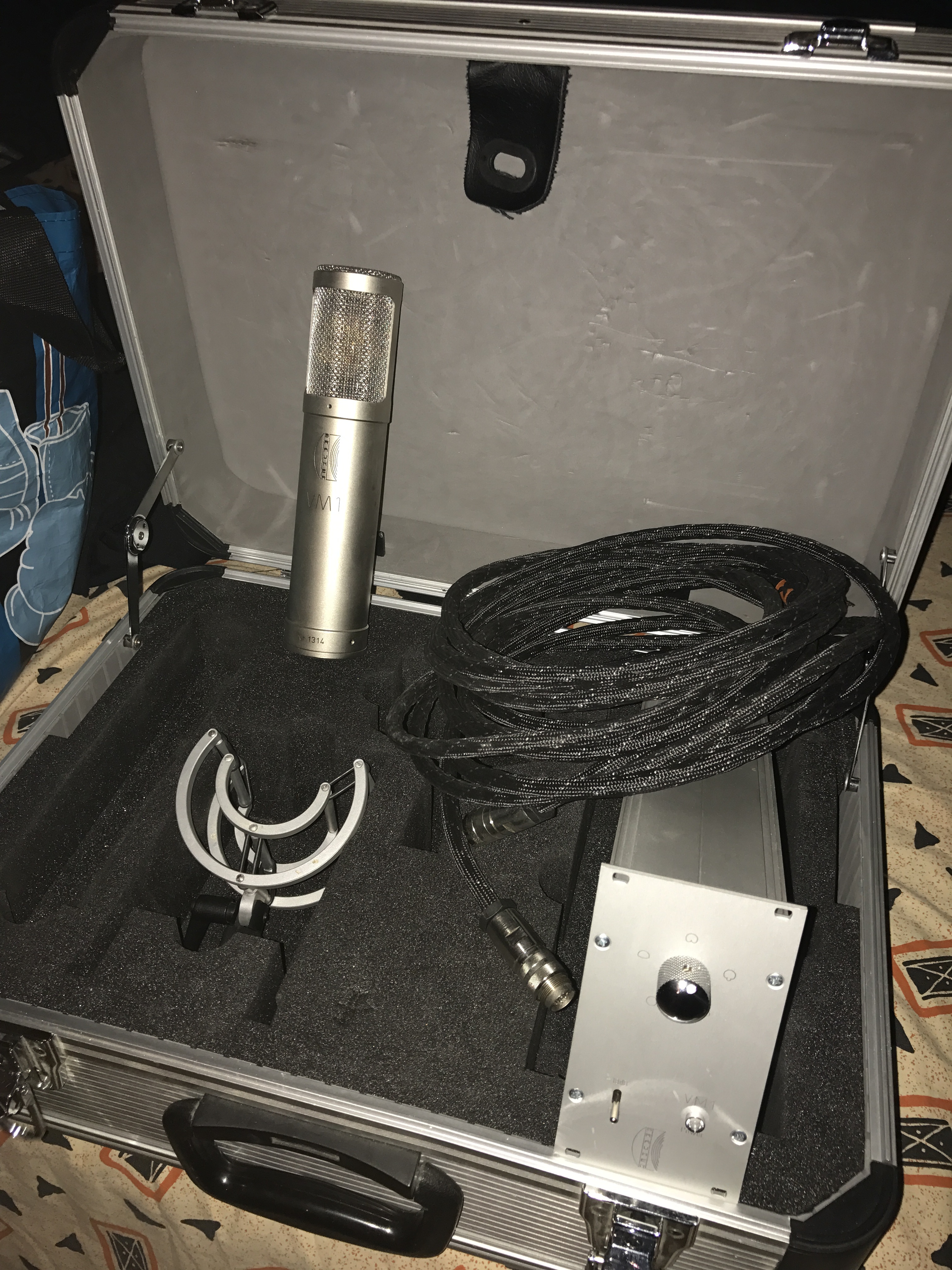 VM1 - Brauner VM1 - Audiofanzine