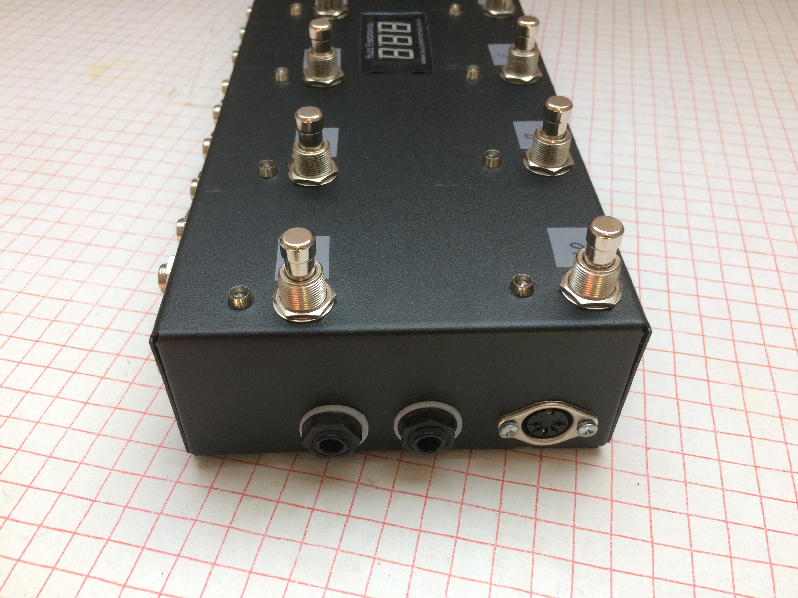 Programmable 8Ch Switcher Buzz Electronics - Audiofanzine