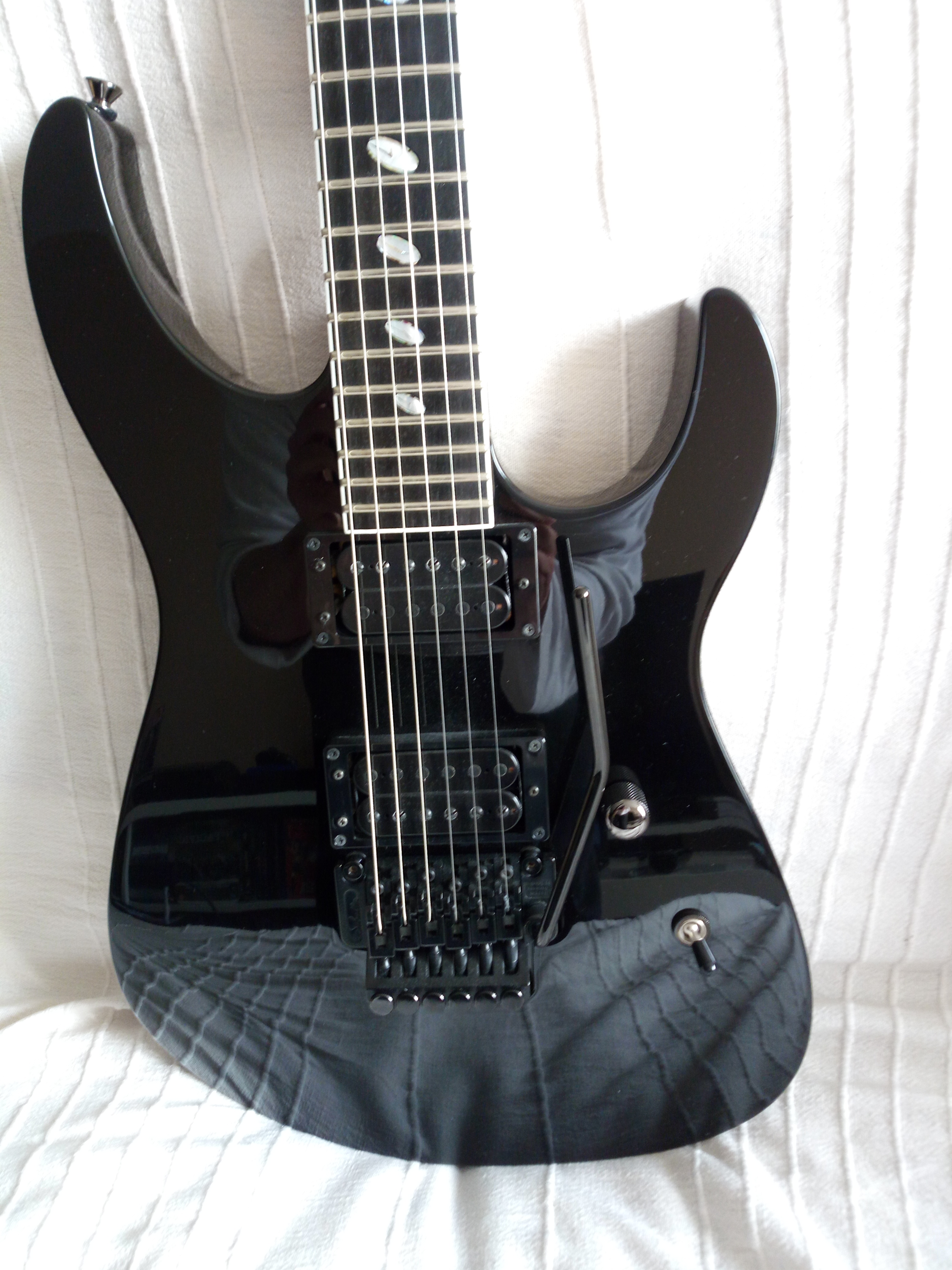 Photo Caparison Dellinger II-M3 : Caparison Dellinger II-M3 (4101 ...