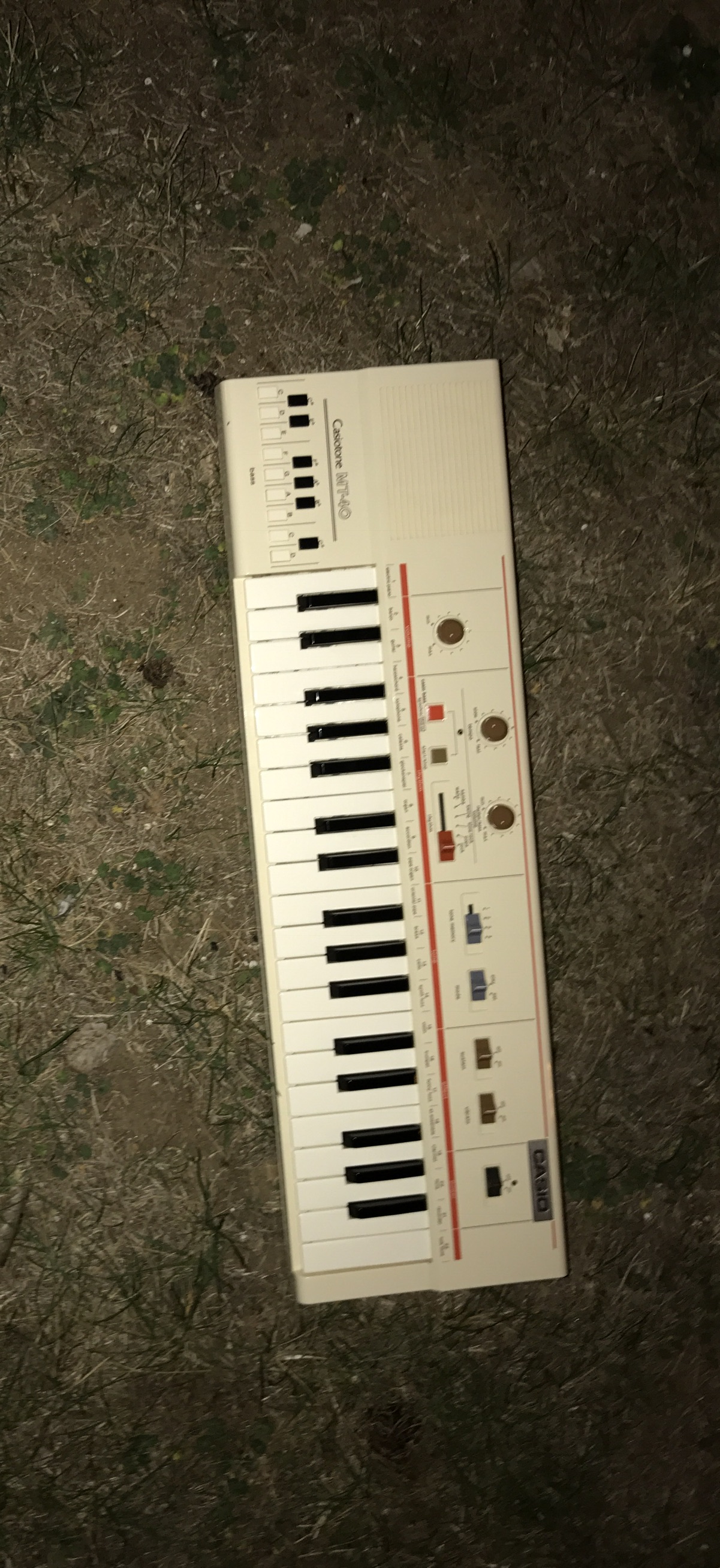 CASIOTONE MT-40 - Casio Casiotone MT-40 - Audiofanzine