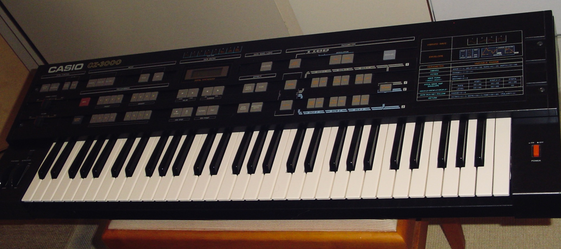 CZ-3000 - Casio CZ-3000 - Audiofanzine