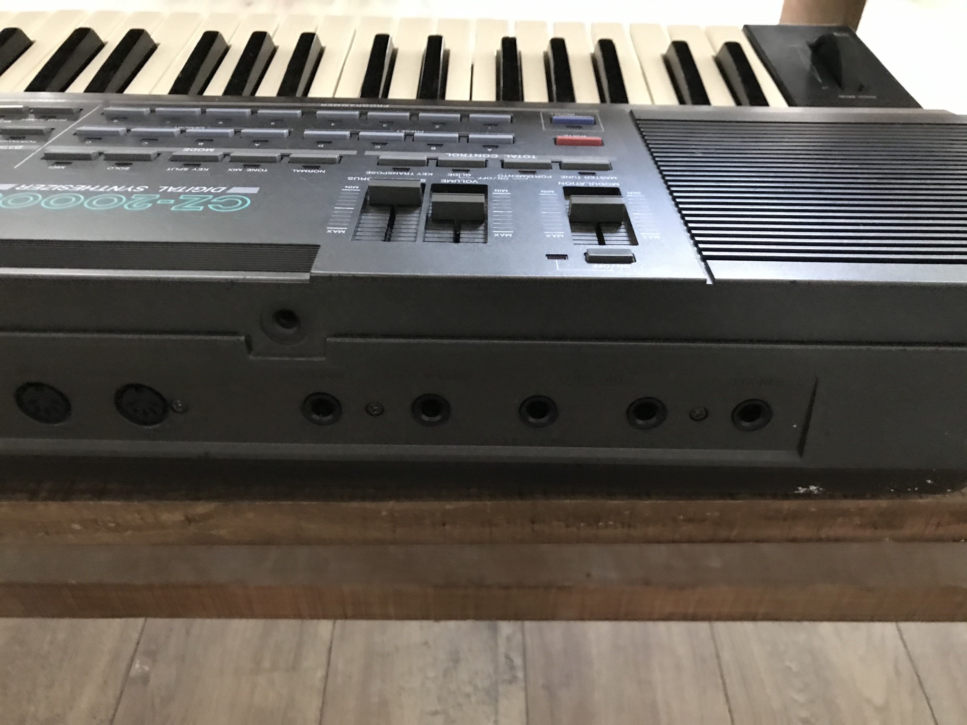 CZ-5000 - Casio CZ-5000 - Audiofanzine