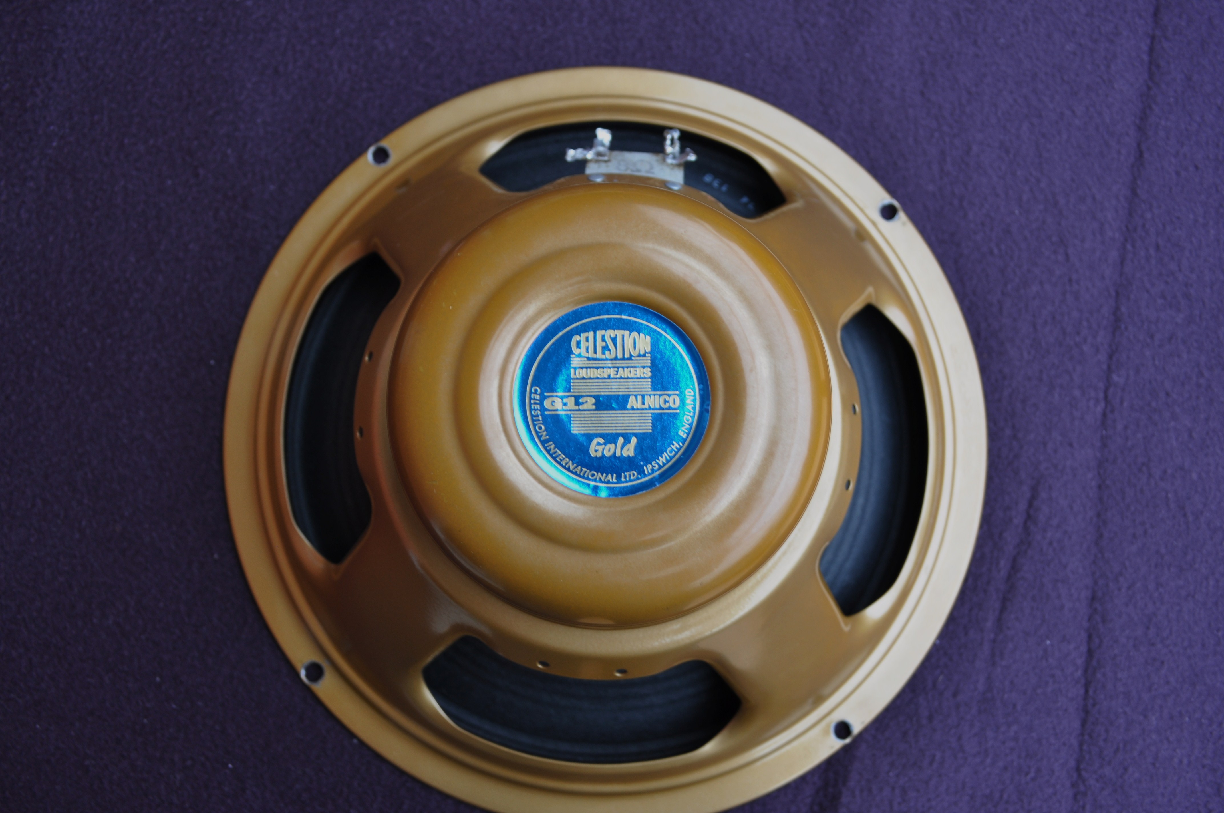 GOLD (8 OHMS) - Celestion Gold (8 Ohms) - Audiofanzine