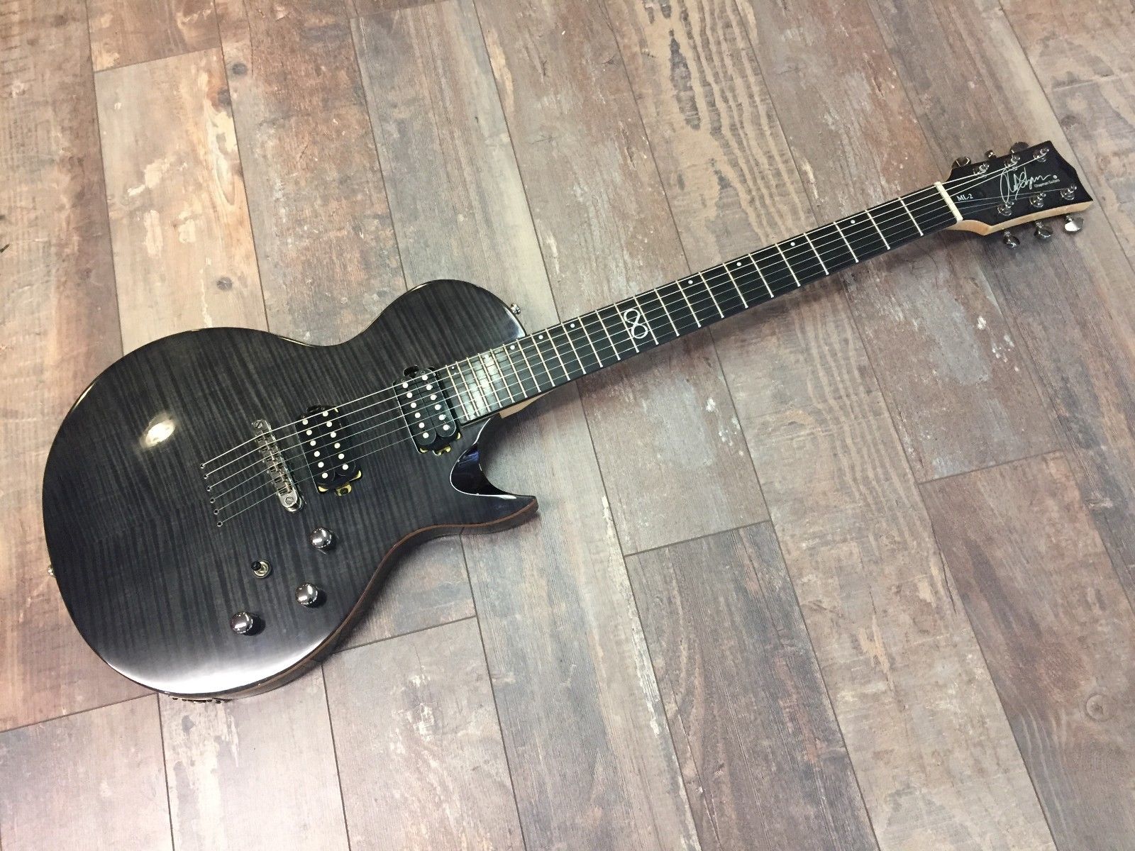 ML-2 - Chapman Guitars ML-2 - Audiofanzine