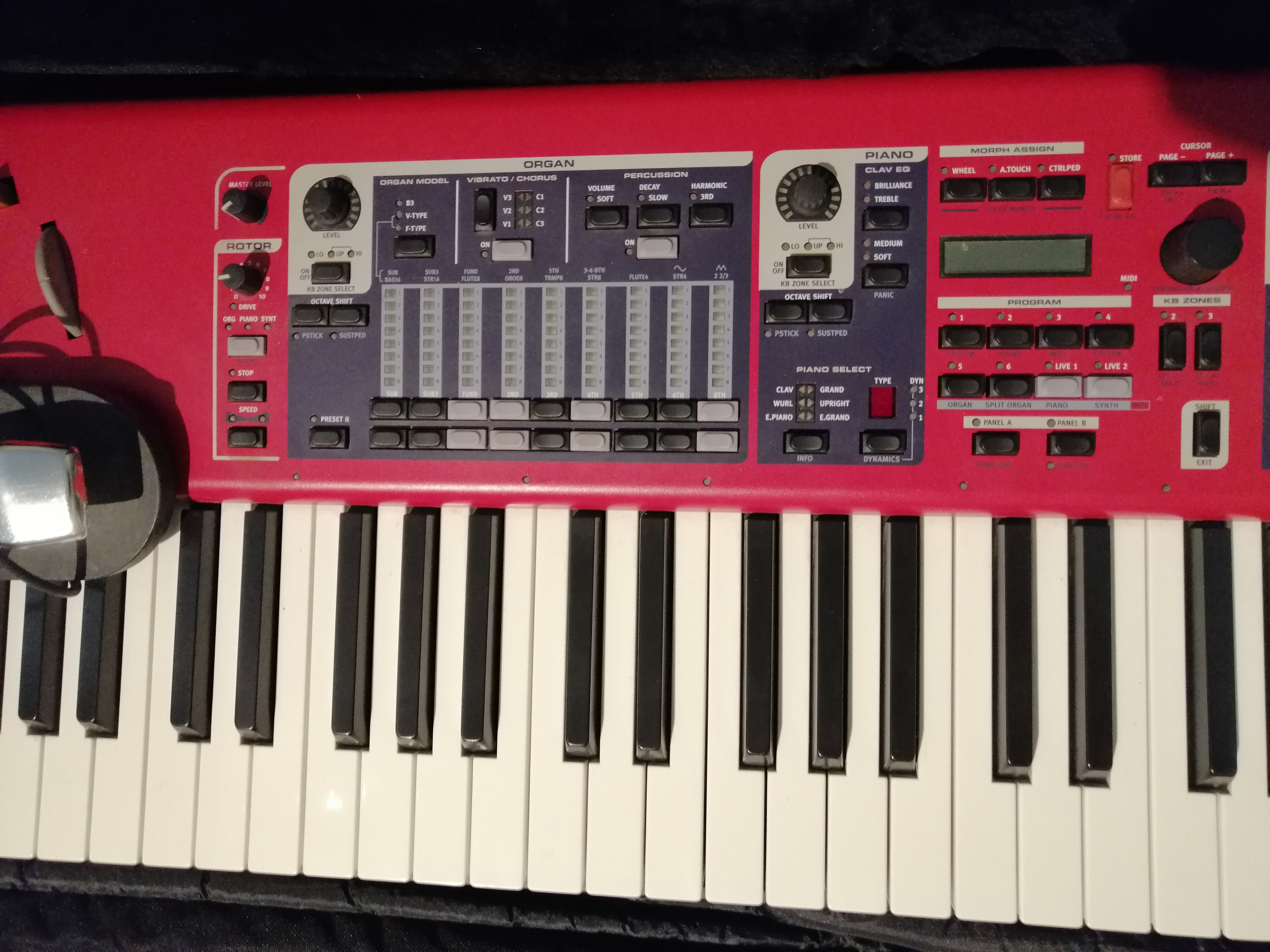 NORD STAGE 88 - Clavia Nord Stage 88 - Audiofanzine
