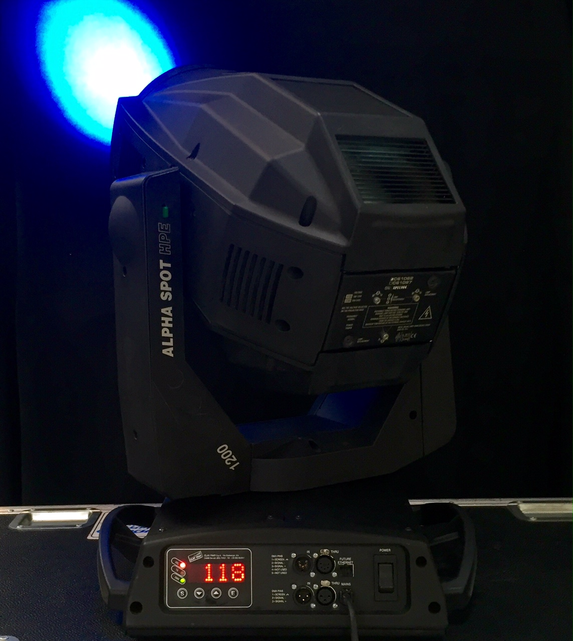 ALPHA SPOT 1200 HPE - Clay Paky Alpha Spot 1200 HPE - Audiofanzine