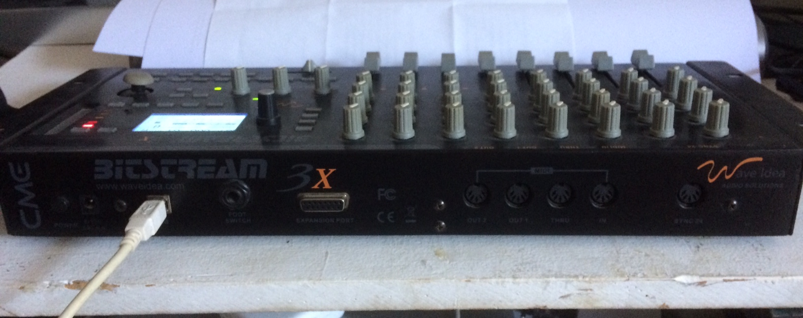 BITSTREAM 3X - CME BitStream 3X - Audiofanzine