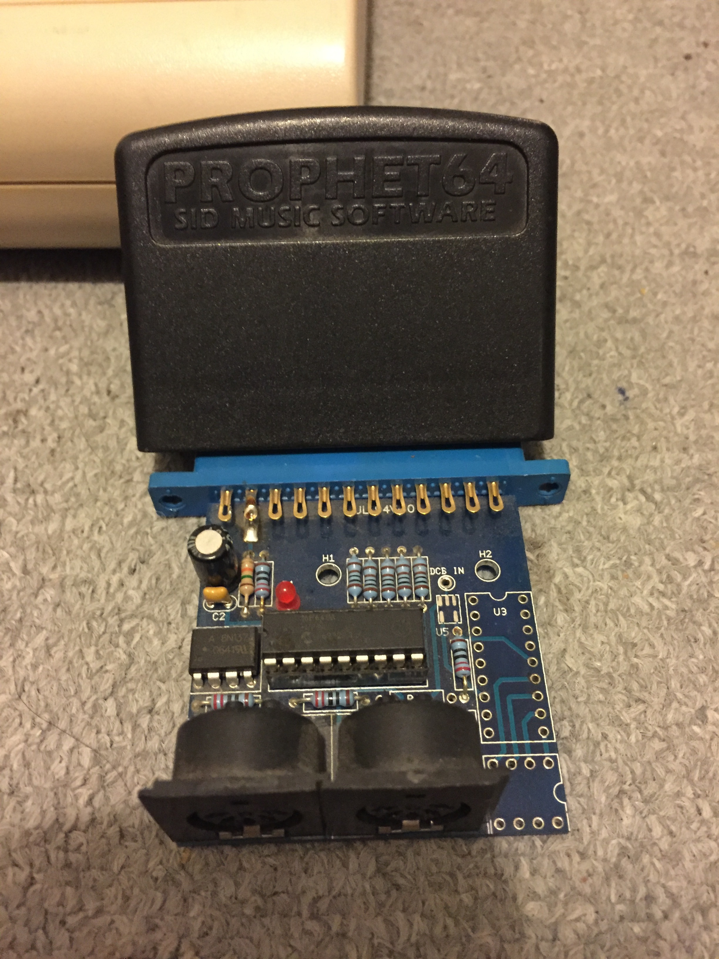 C64 Mssiah Midi - Commodore C64 Mssiah Midi - Audiofanzine