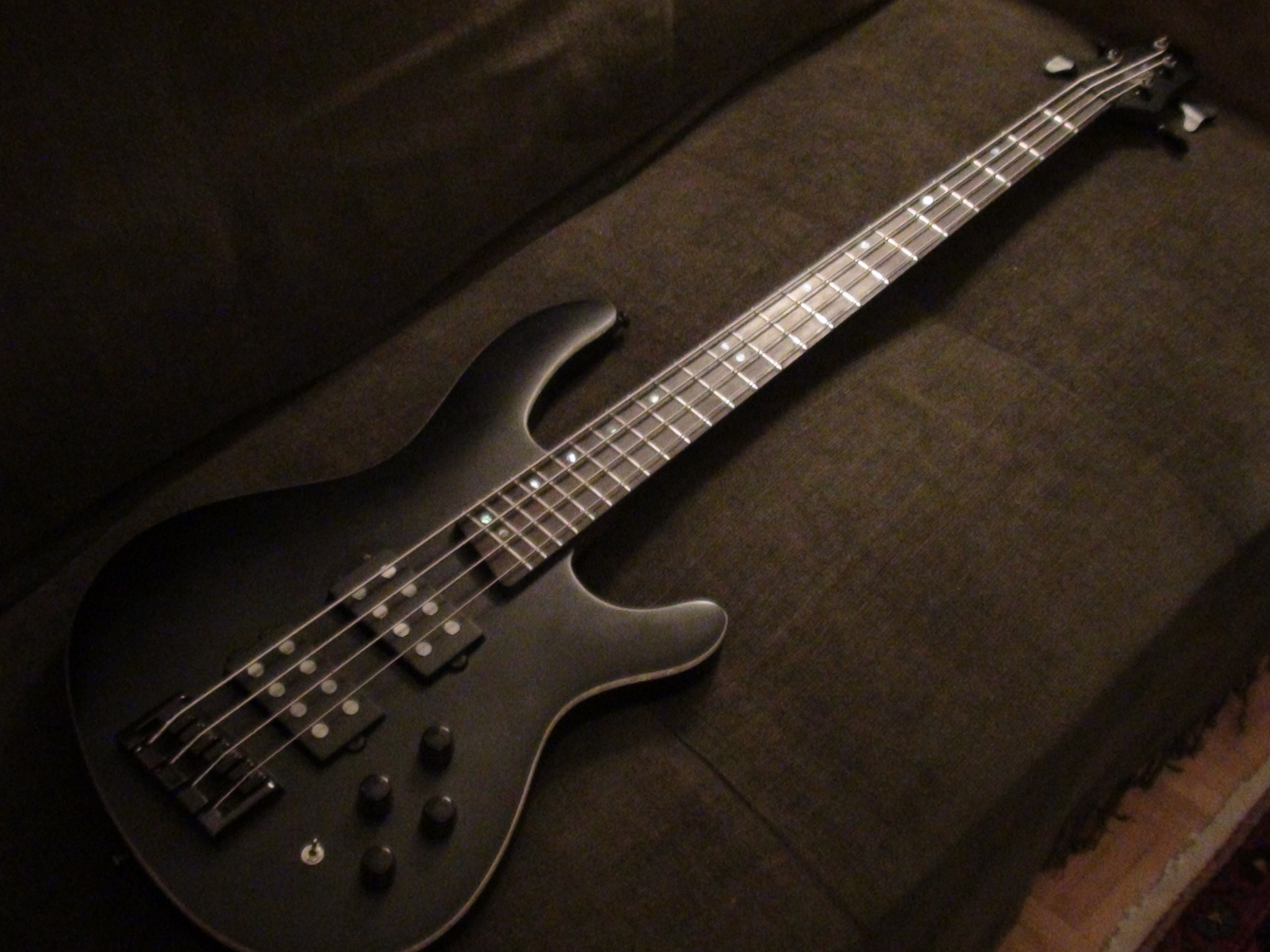 Cort C4H image (#320559) - Audiofanzine