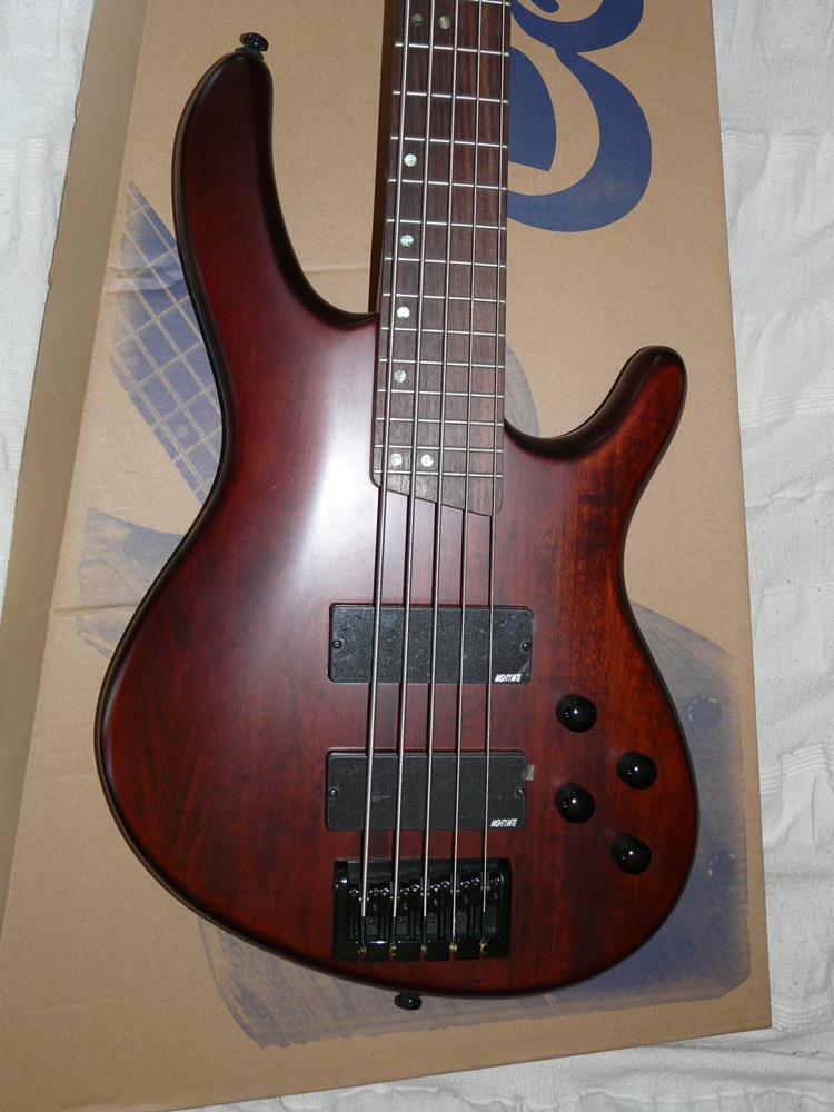 Cort C5 image (#11283) - Audiofanzine