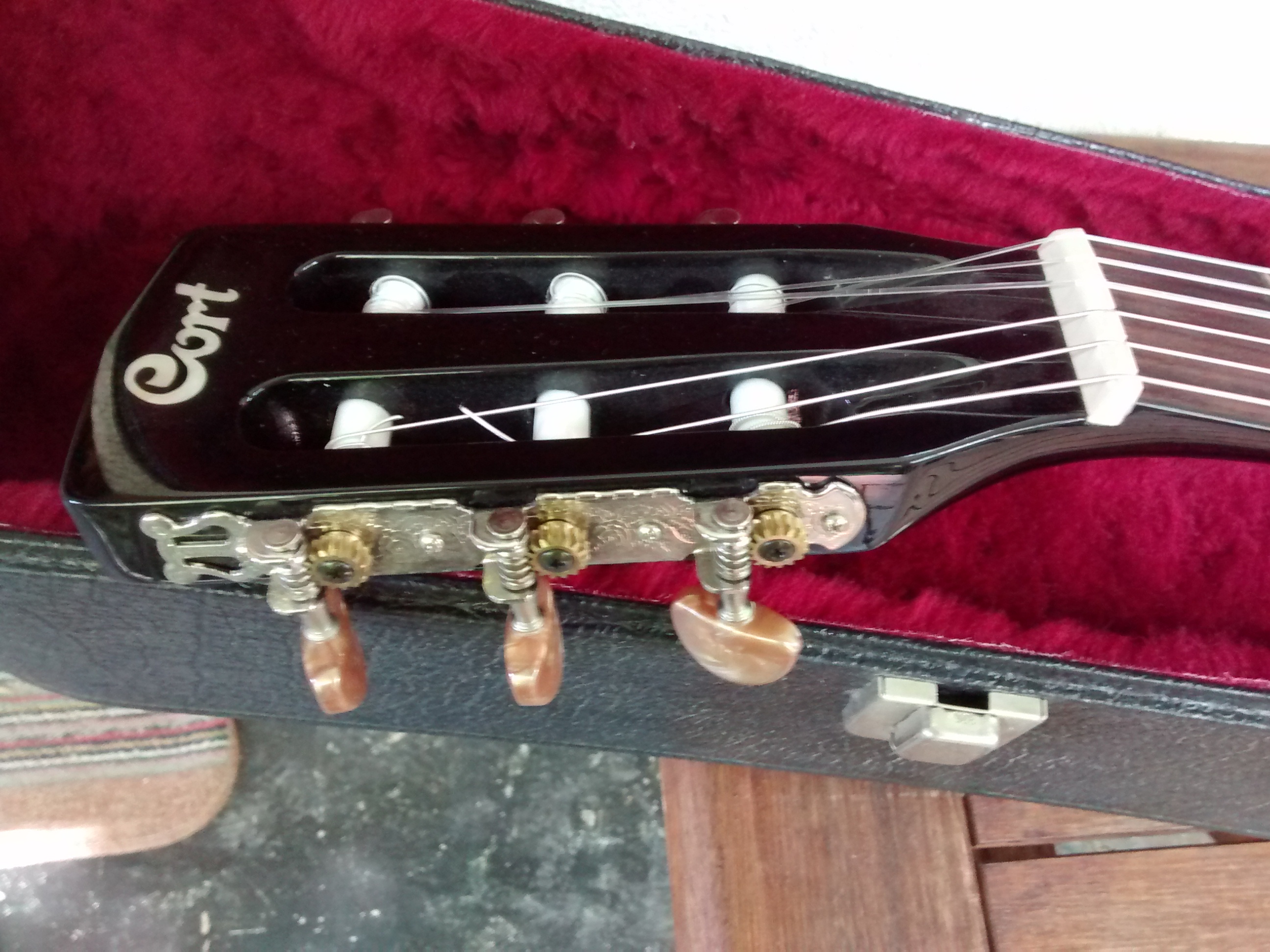 CEC5 - Cort CEC5 - Audiofanzine