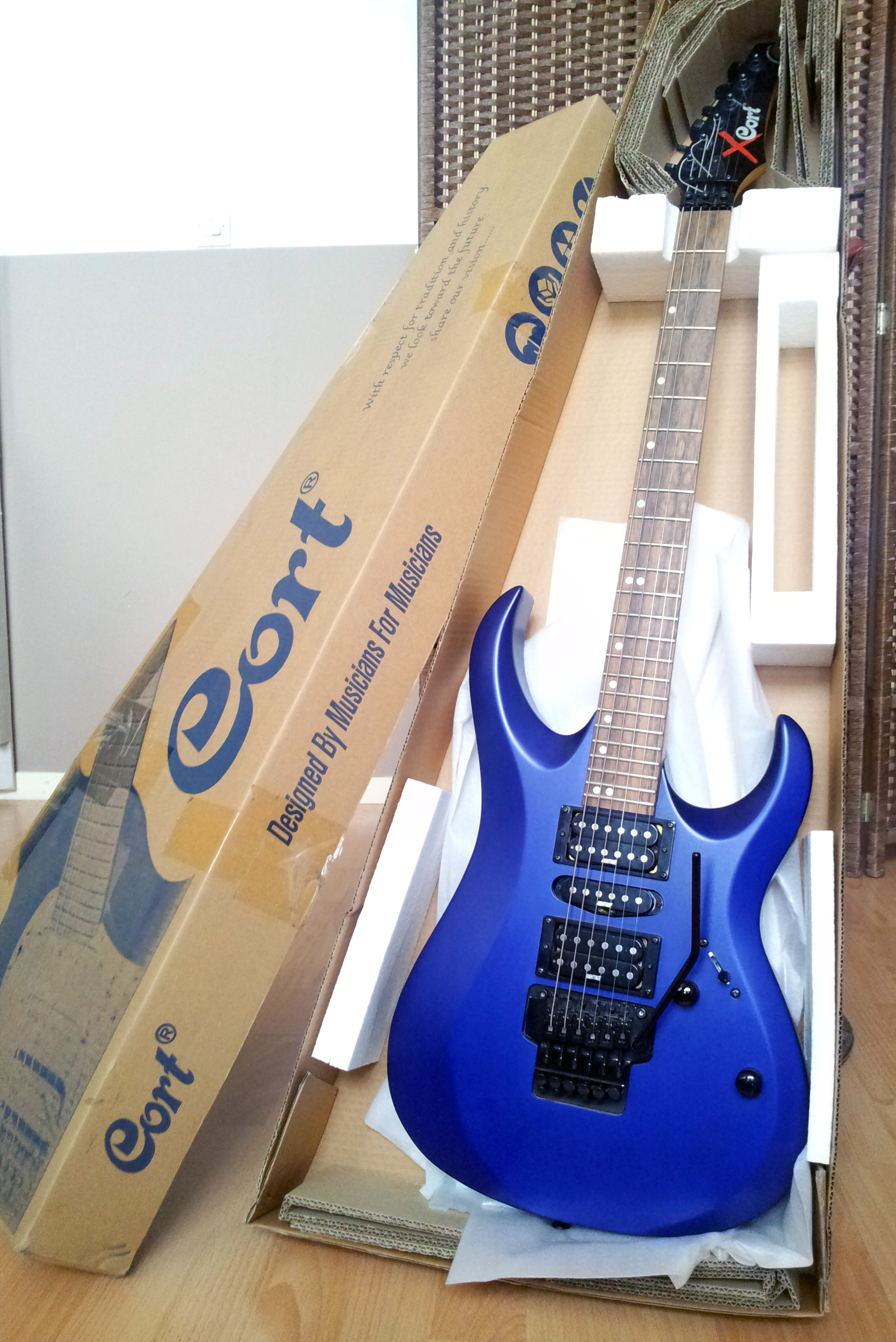 Cort X-6 image (#496084) - Audiofanzine