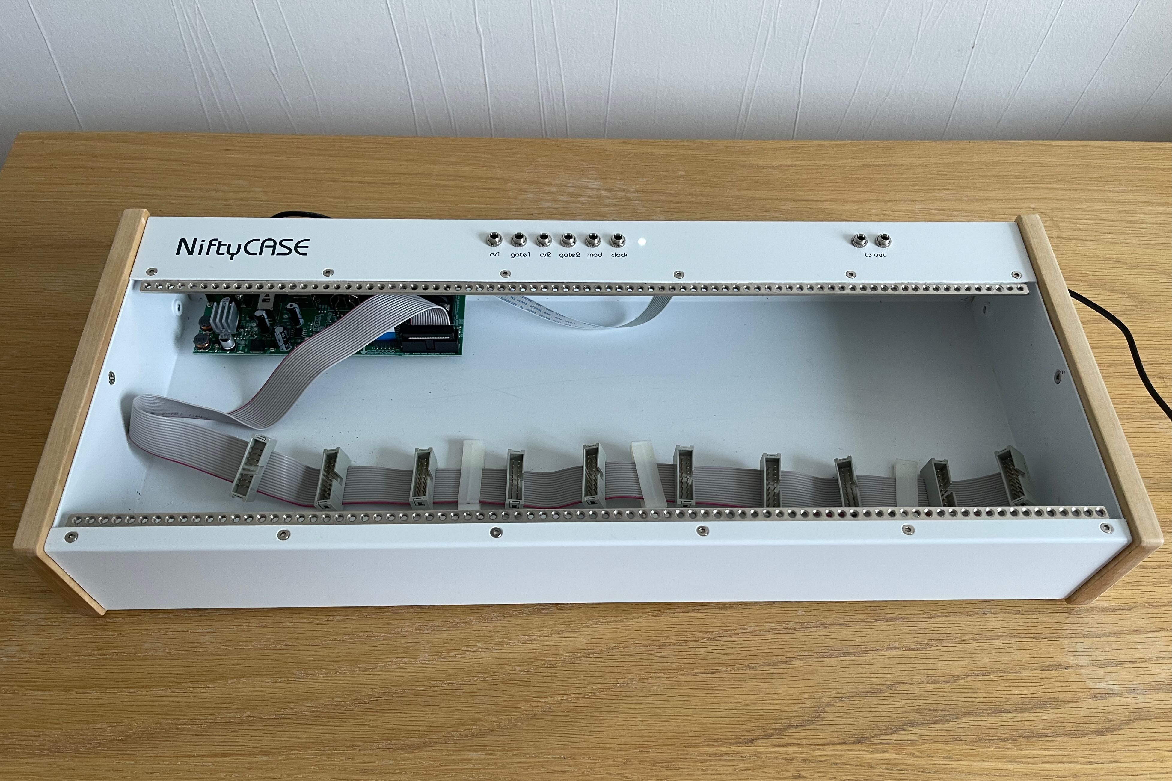 NiftyCase - Cre8audio NiftyCase - Audiofanzine