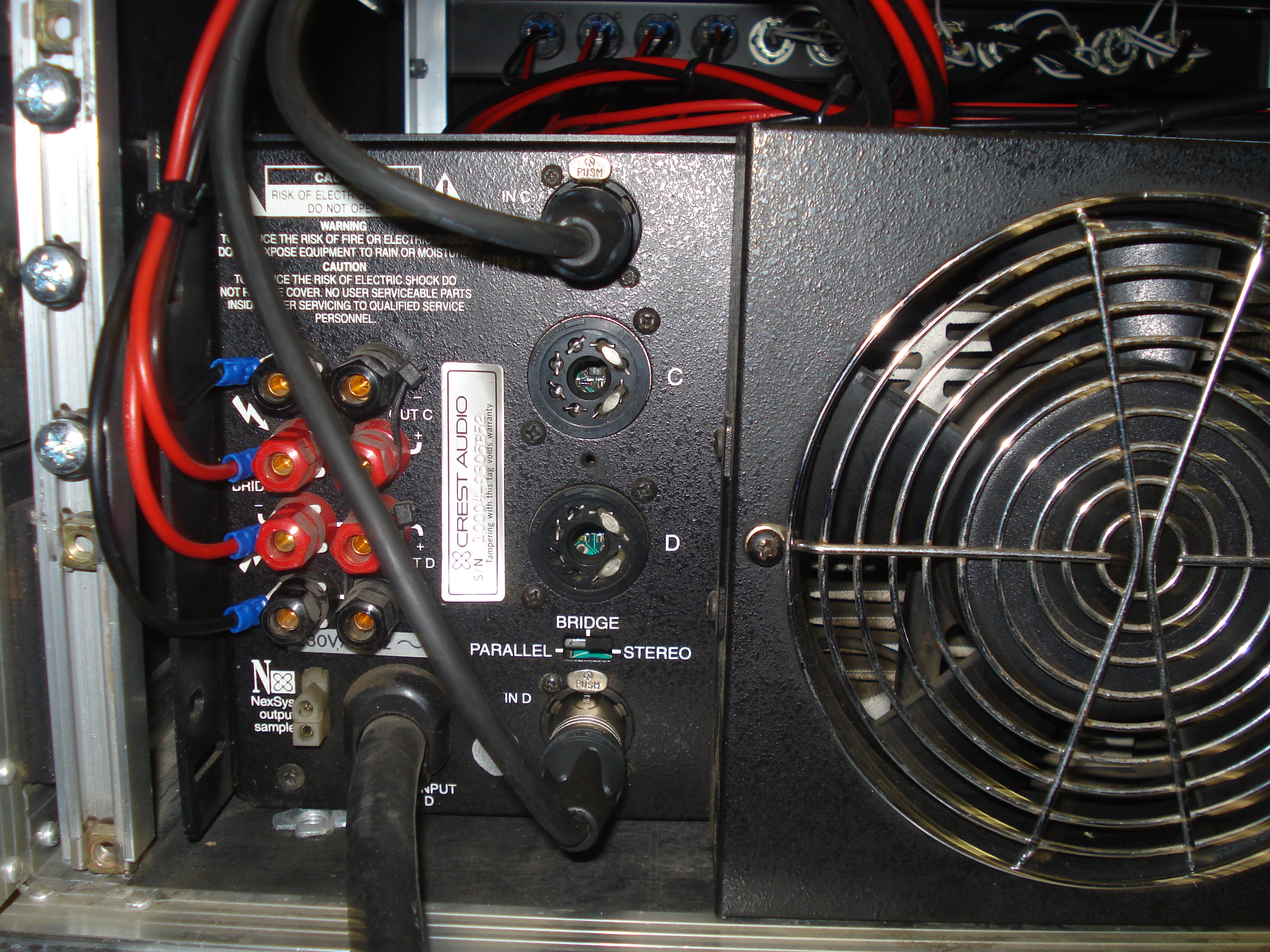 10004 - Crest Audio 10004 - Audiofanzine