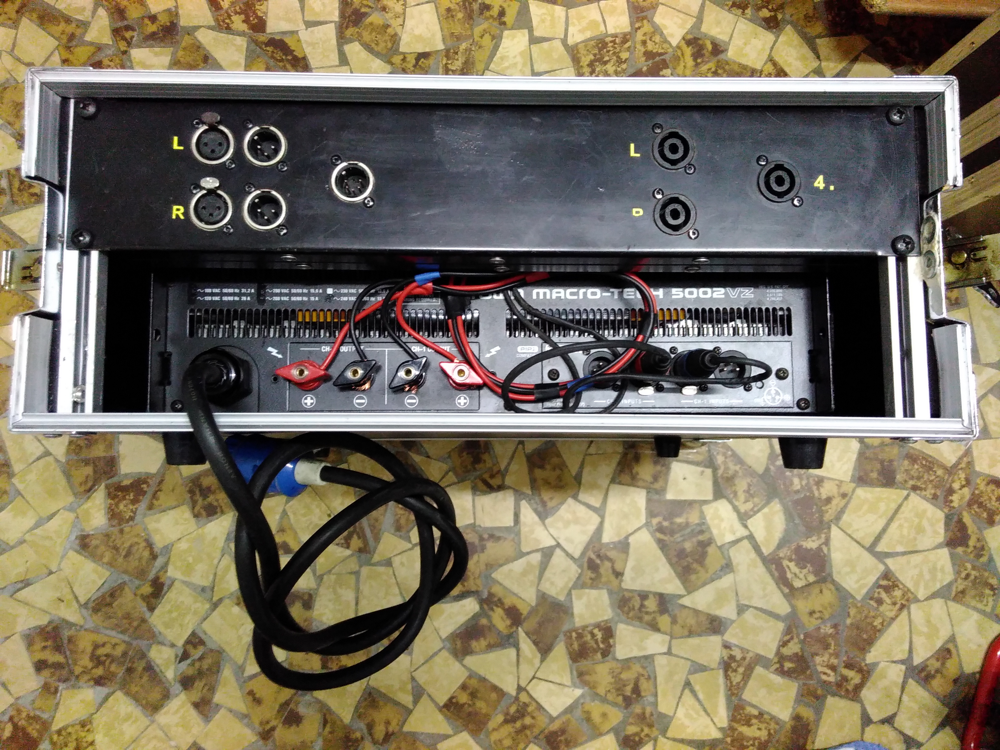 MA 5002 VZ - Crown MA 5002 VZ - Audiofanzine