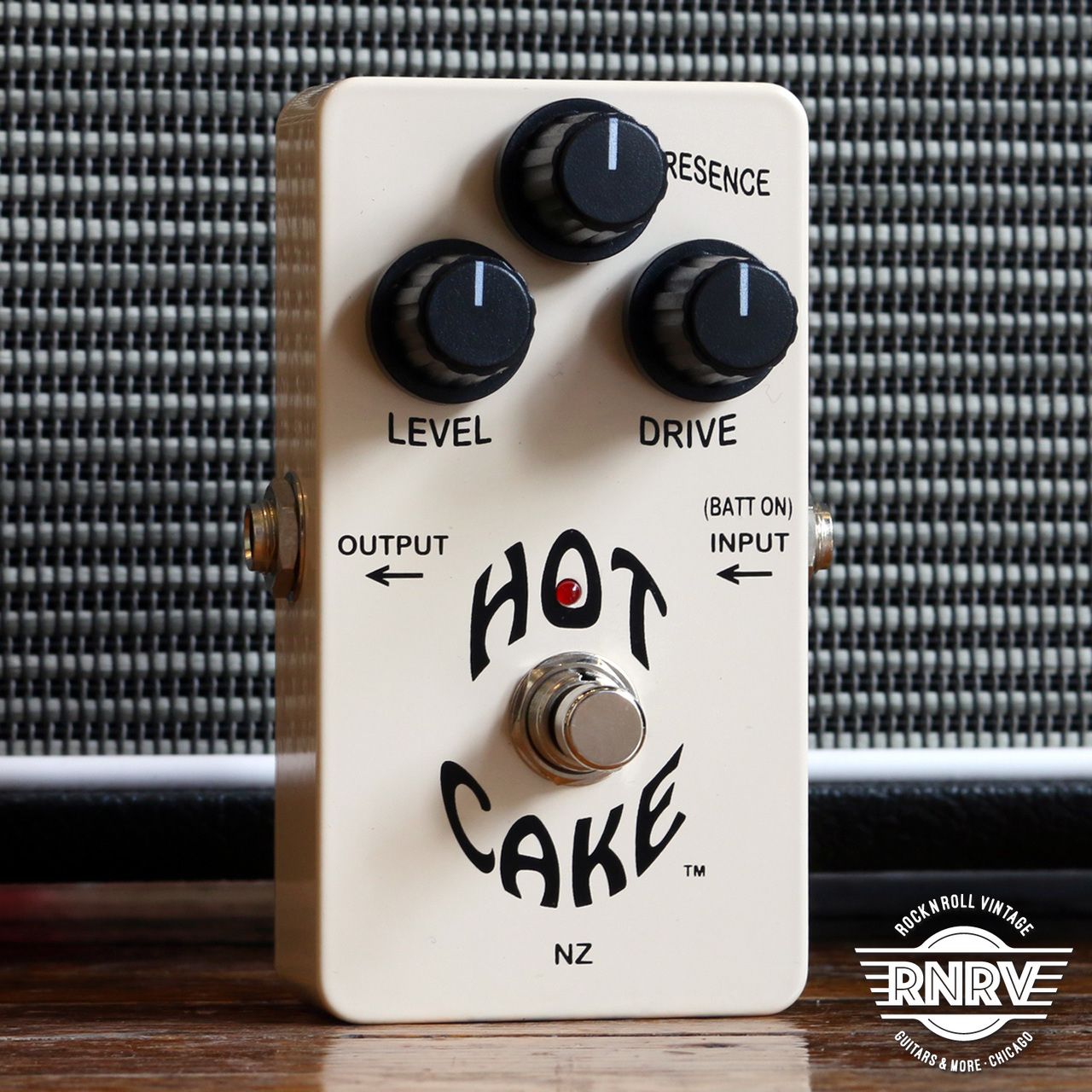 Hot Cake - Crowther Audio Hot Cake - Audiofanzine