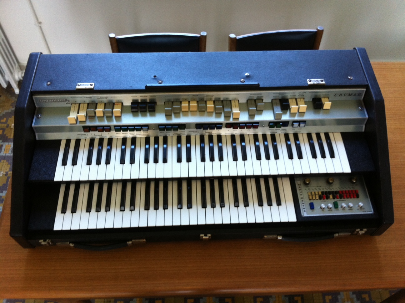 ORGANIZER 2 - Crumar Organizer 2 - Audiofanzine