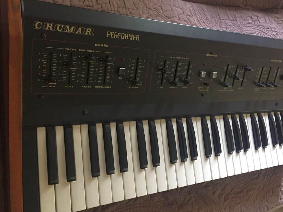 Performer - Crumar Performer - Audiofanzine