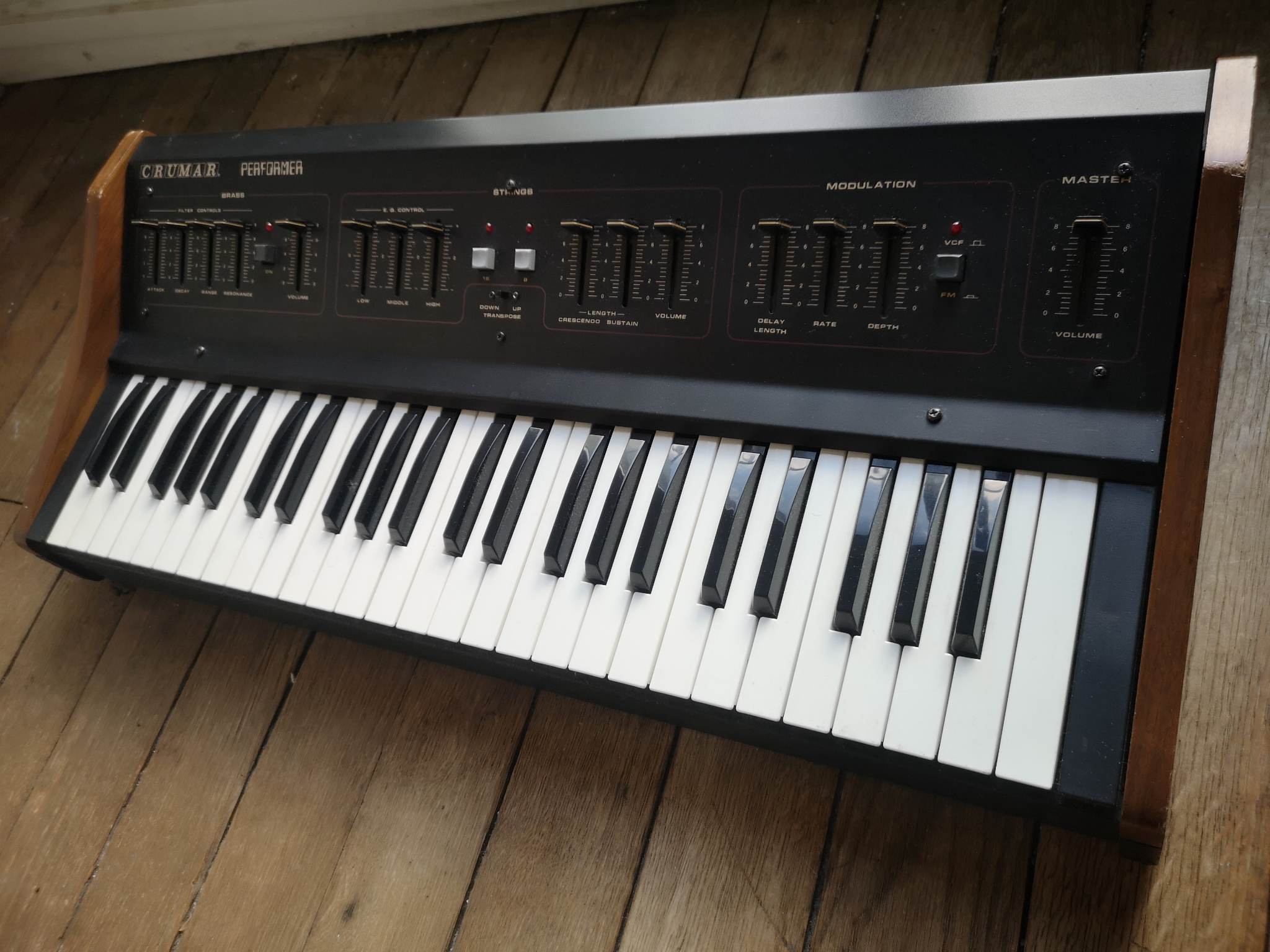 Performer - Crumar Performer - Audiofanzine