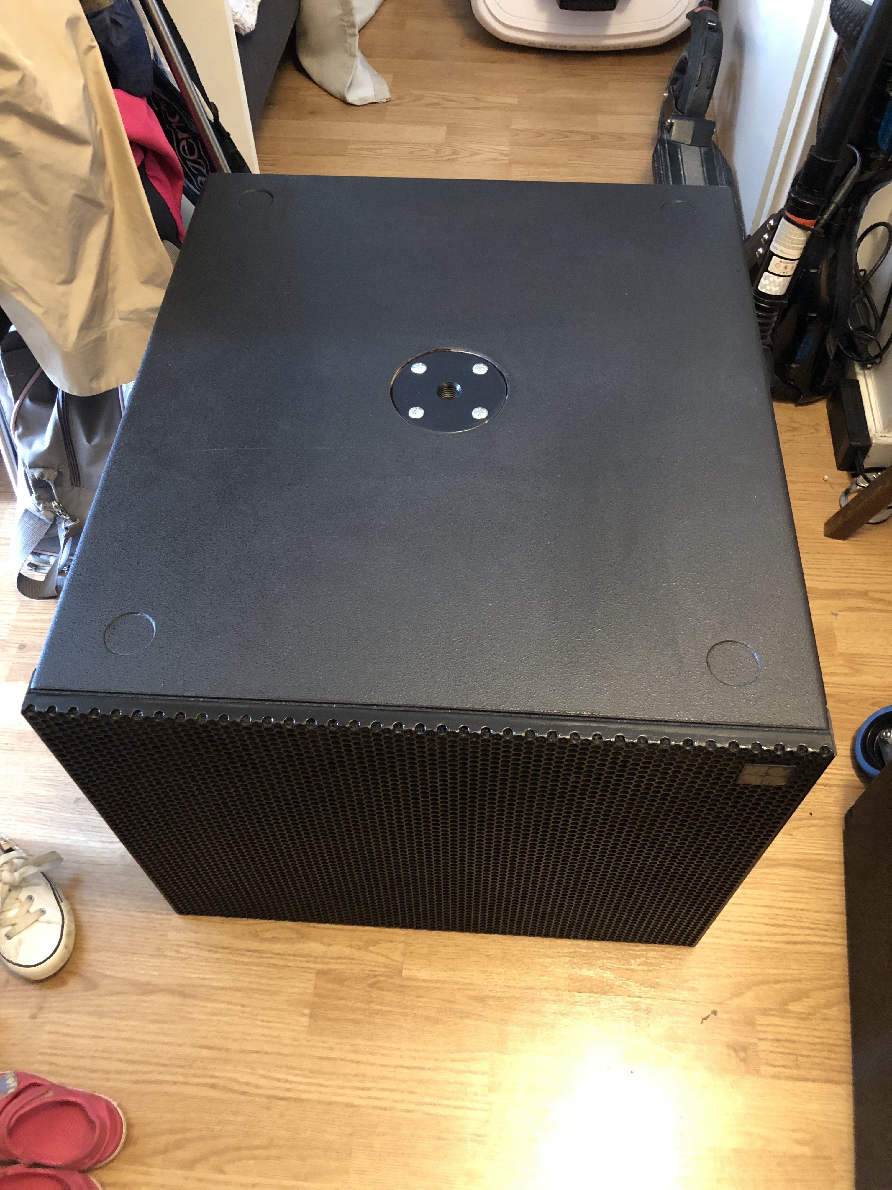 Q-Sub - d&b audiotechnik Q-Sub - Audiofanzine