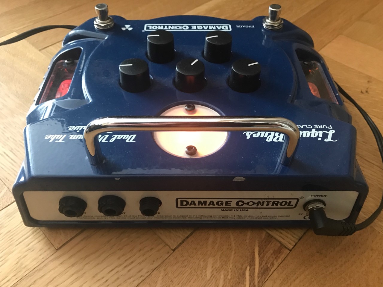 Liquid Blues - Damage Control Liquid Blues - Audiofanzine