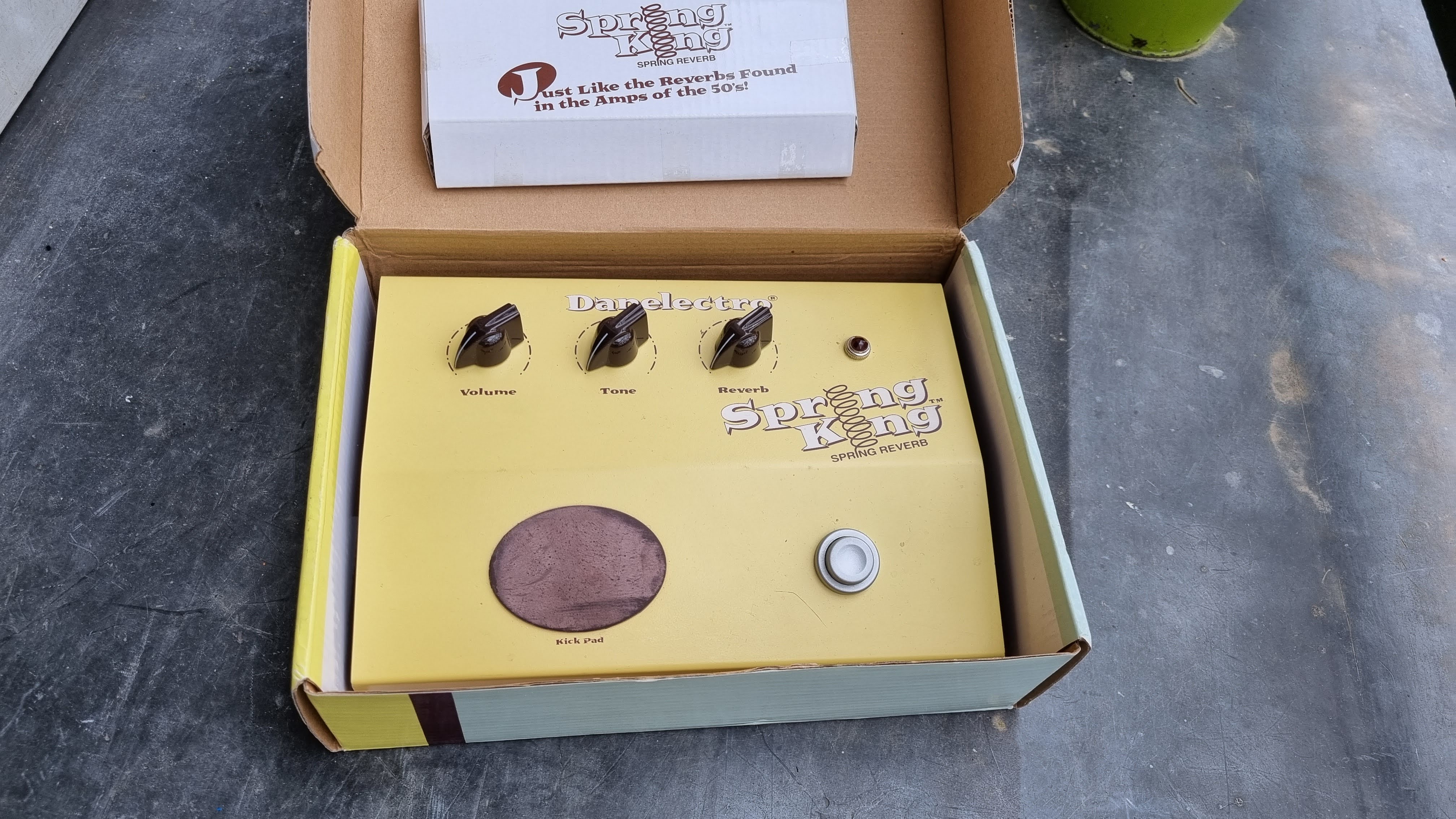 DSR-1 Spring King - Danelectro DSR-1 Spring King - Audiofanzine