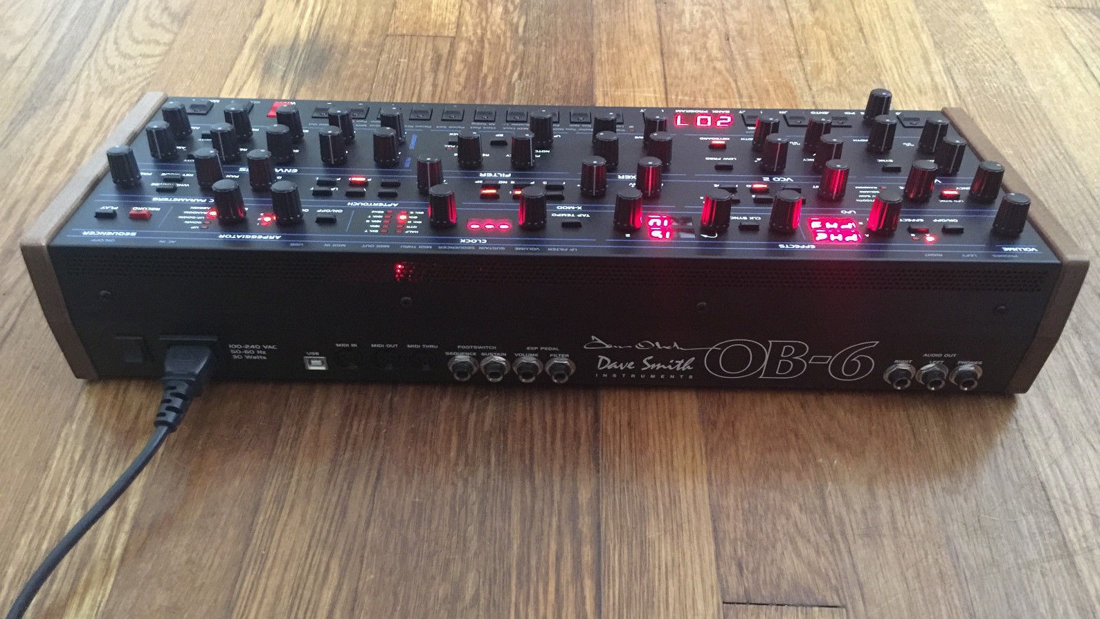 OB-6 DESKTOP - Dave Smith Instruments OB-6 Desktop - Audiofanzine