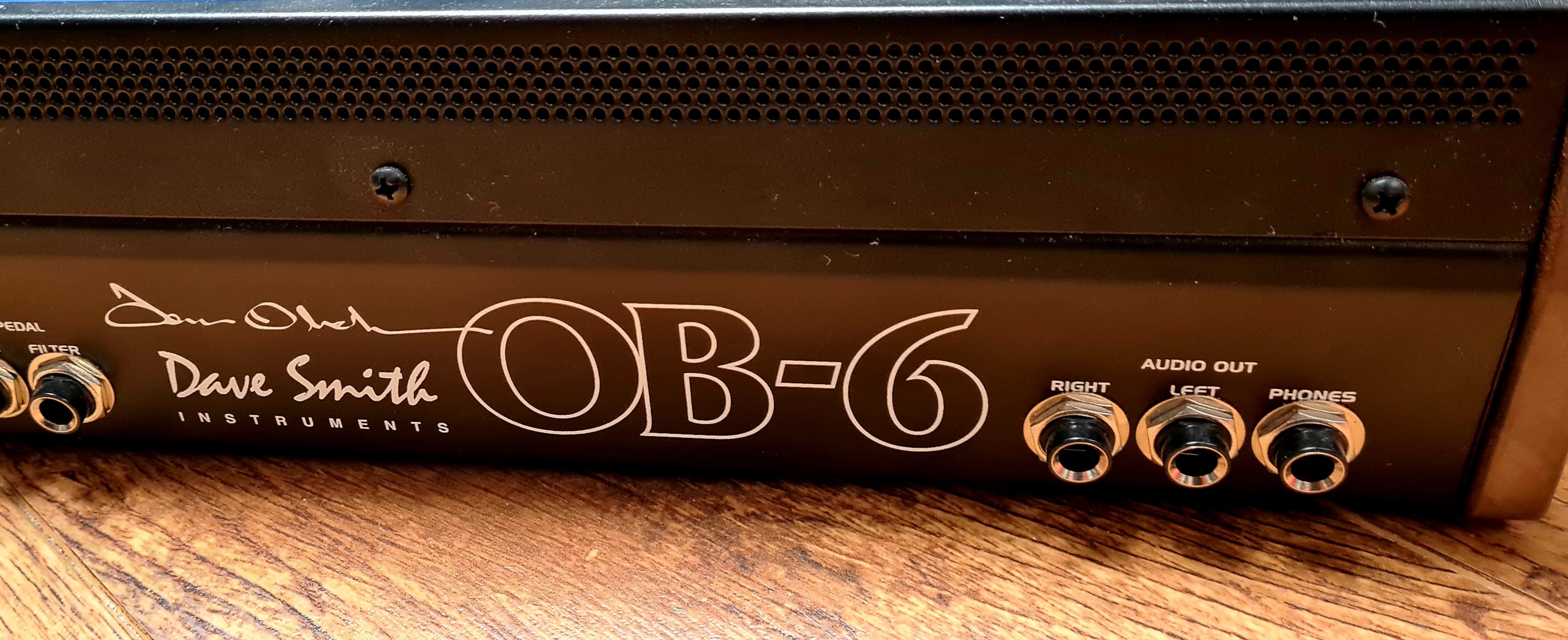 OB-6 Desktop - Dave Smith Instruments OB-6 Desktop - Audiofanzine