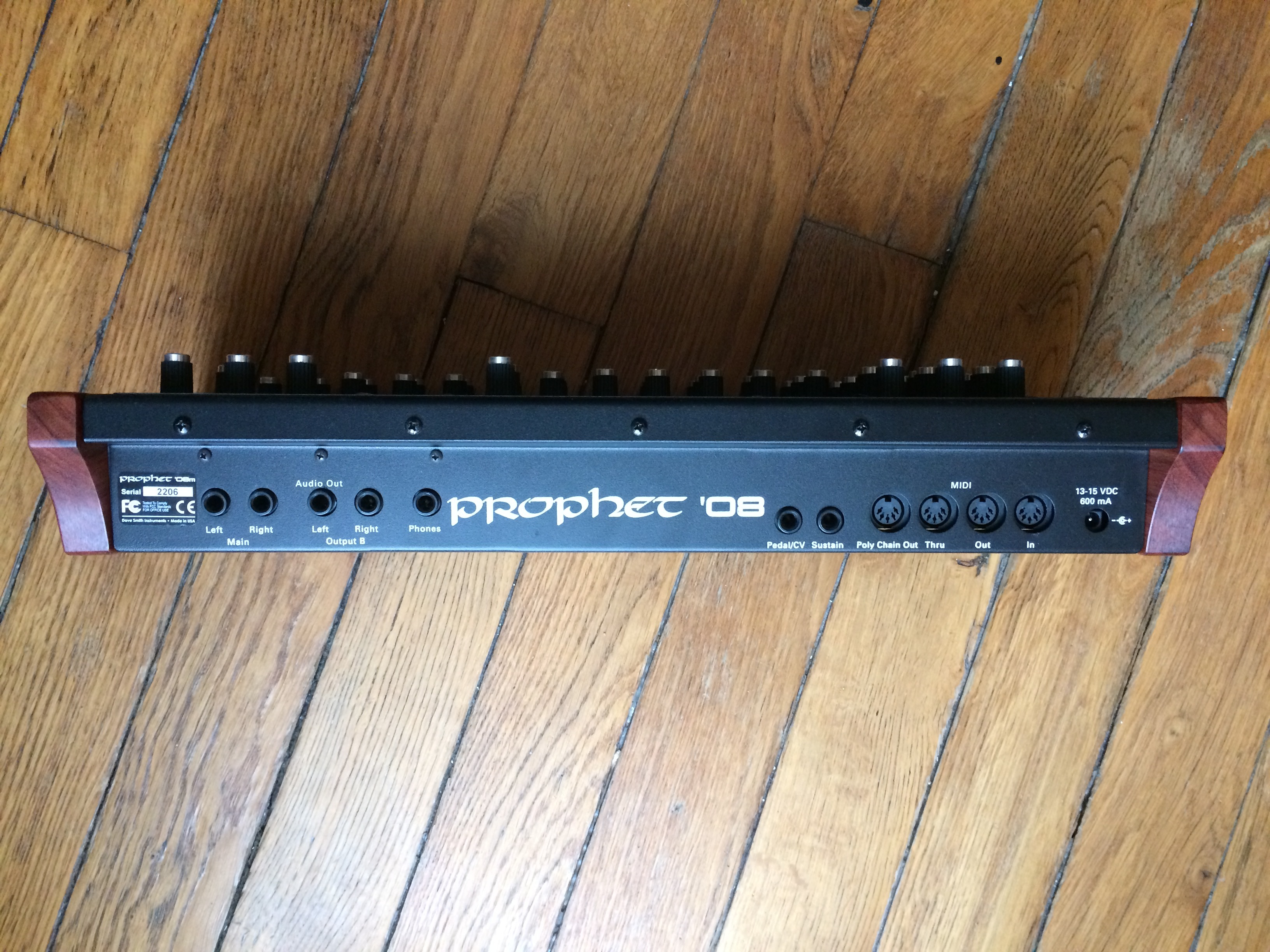 Prophet '08 Desktop Pot Edition Dave Smith Instruments - Audiofanzine