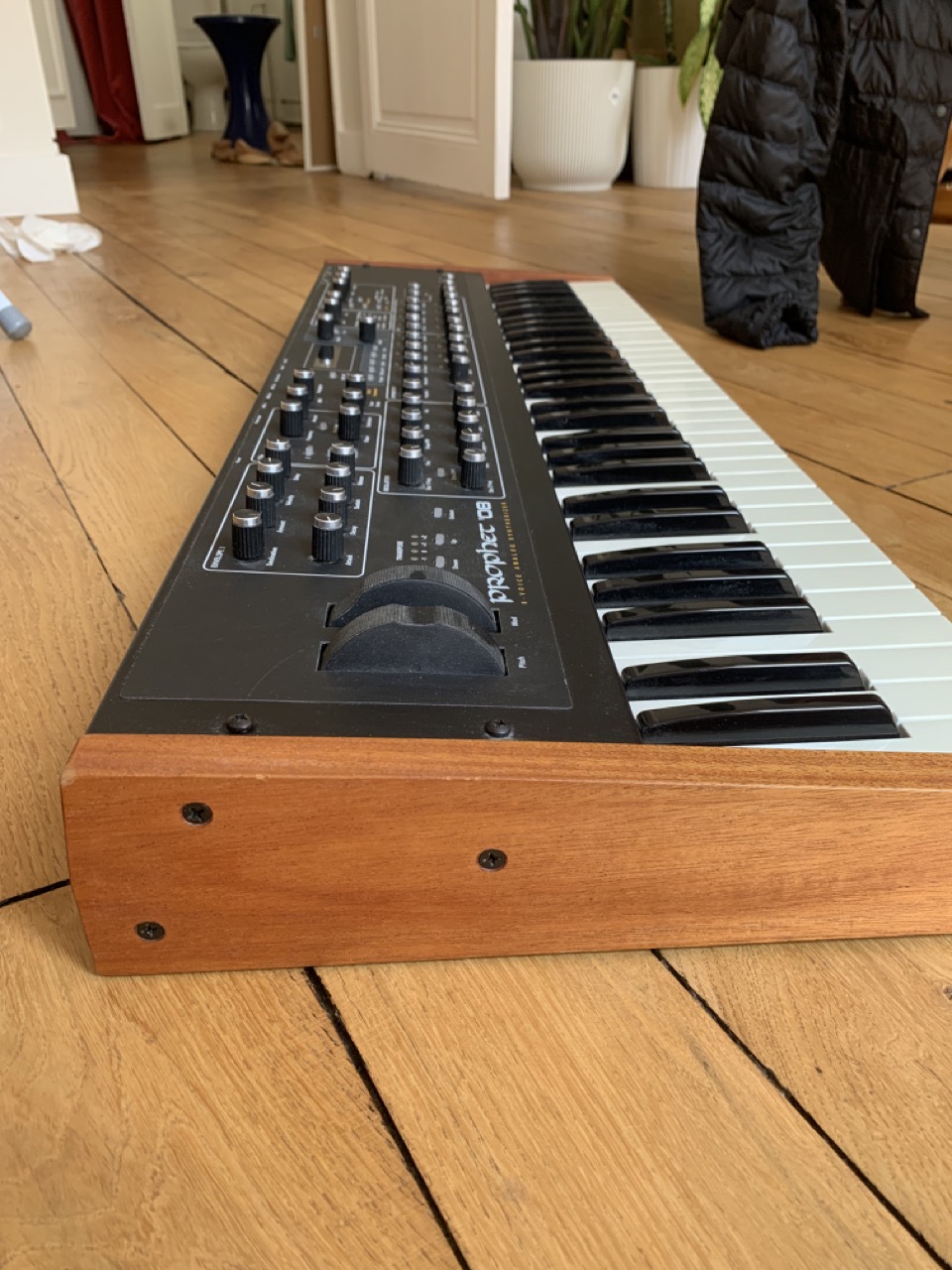 Prophet 08 Pot Edition Dave Smith Instruments - Audiofanzine