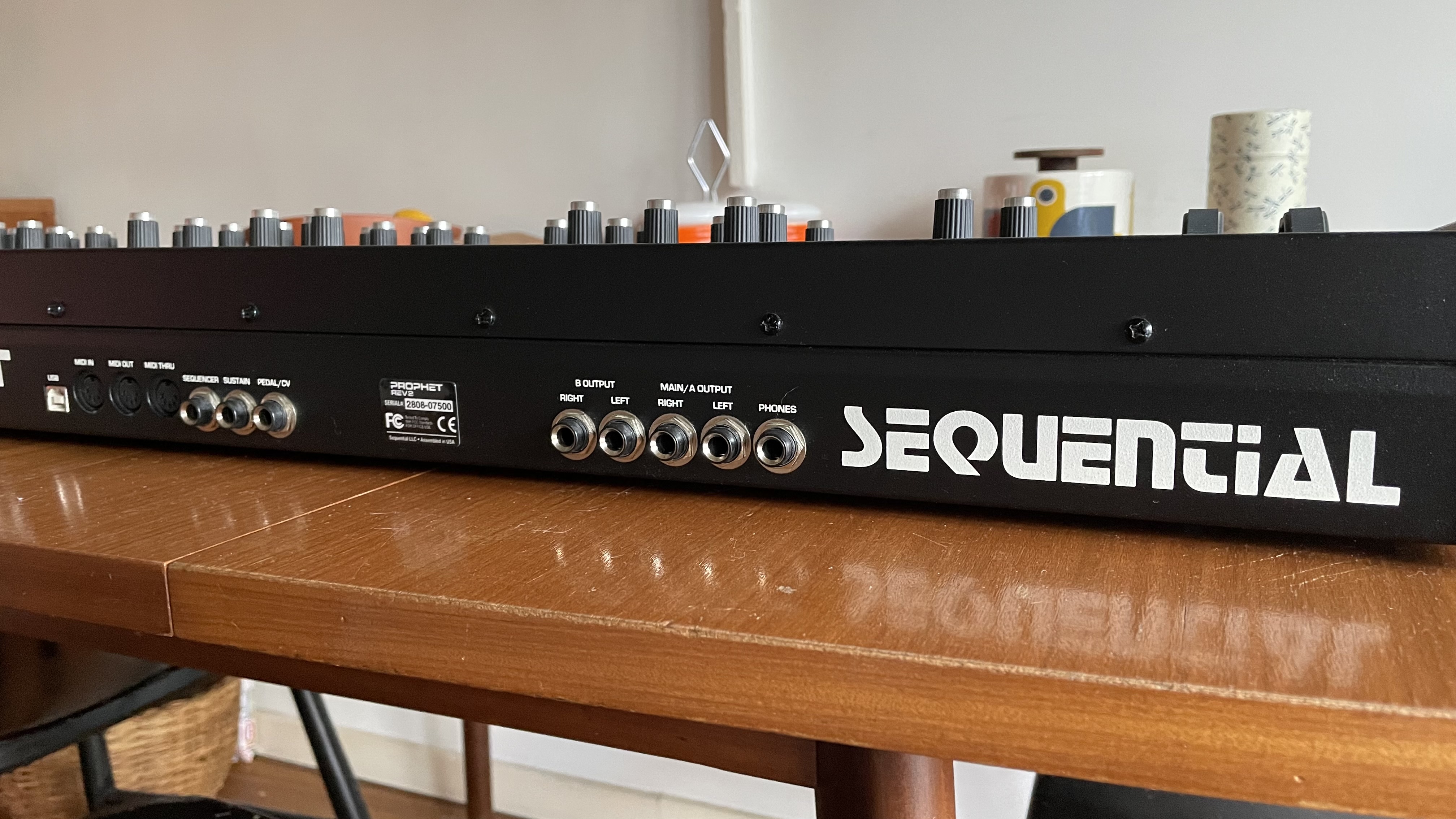 Prophet REV2 8 voix Dave Smith Instruments - Audiofanzine