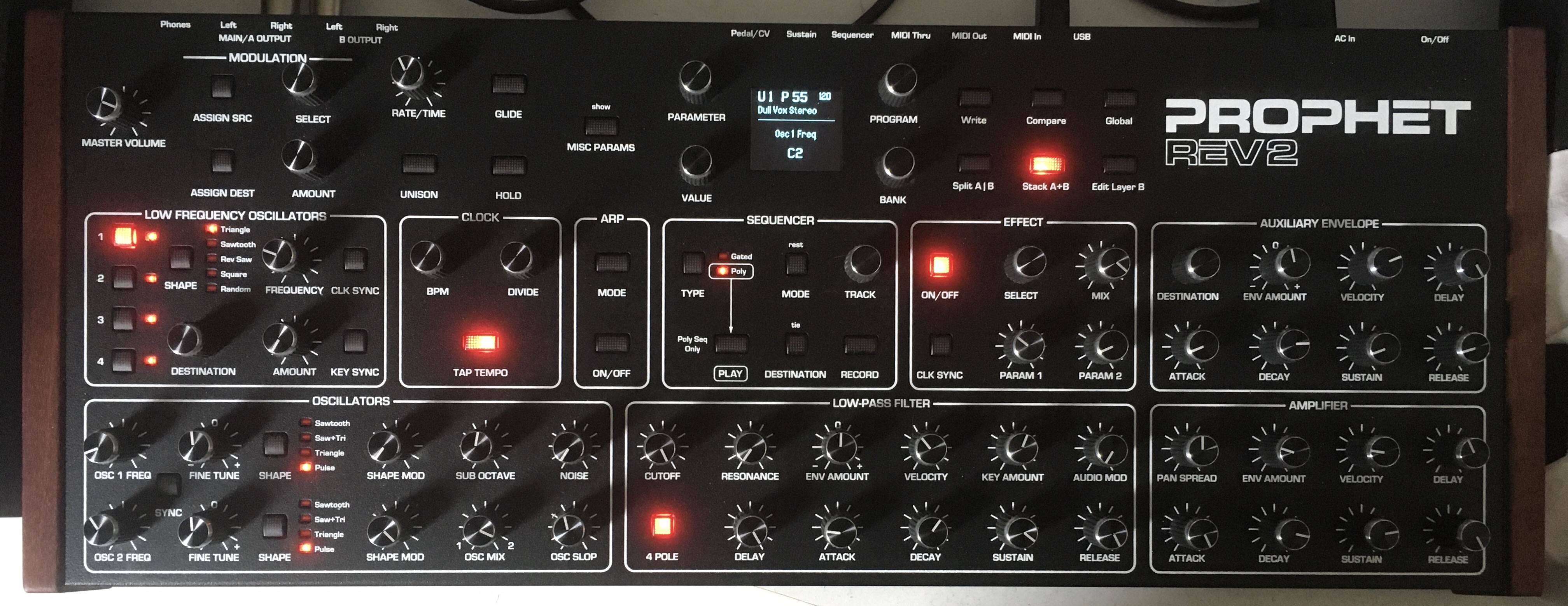 Prophet Rev2 Module 8 voix Dave Smith Instruments - Audiofanzine