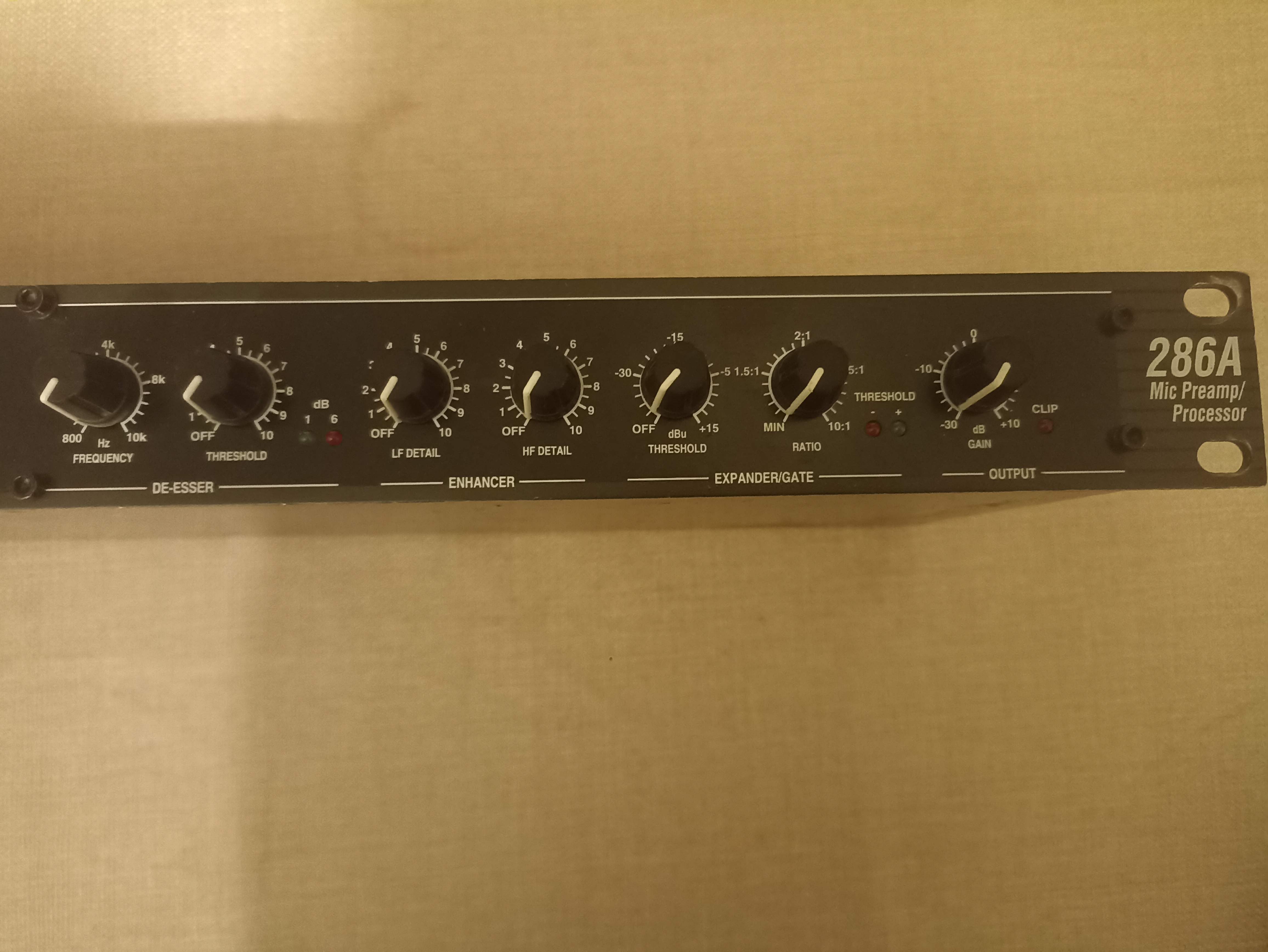 286 s - dbx 286 s - Audiofanzine
