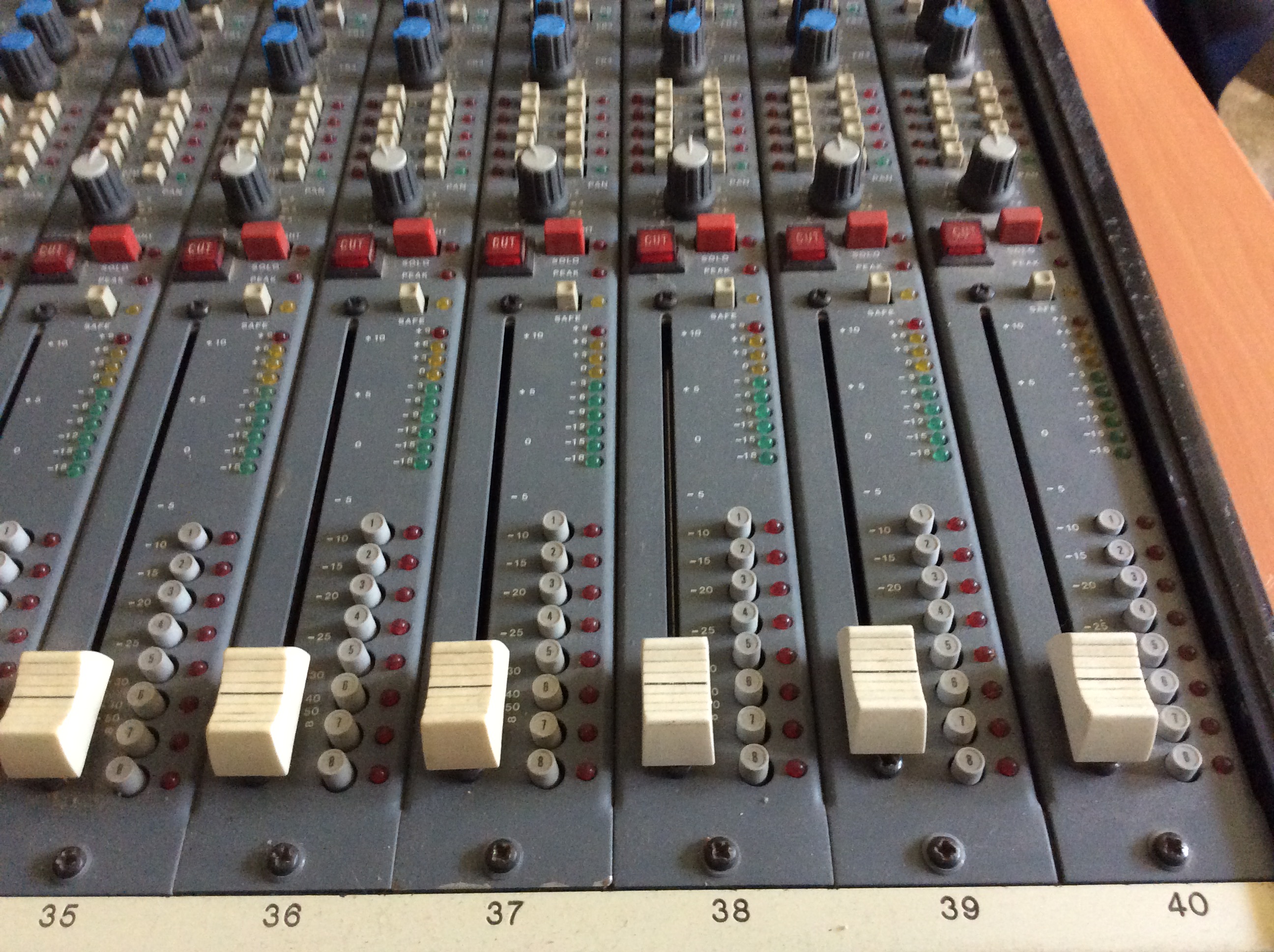 SERIE Q - DDA Serie Q - Audiofanzine