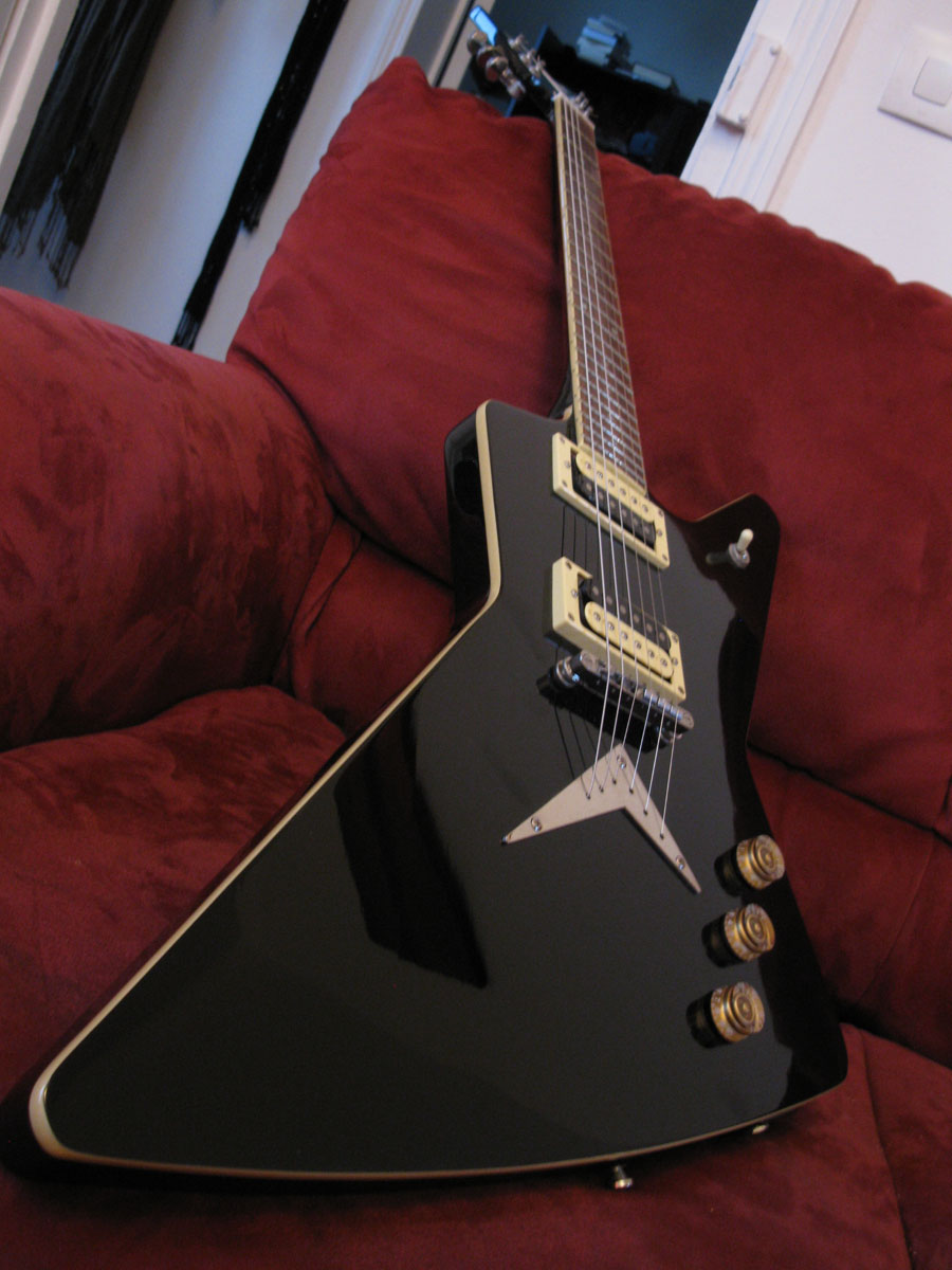'79 Series Z - Classic Black Dean Guitars - Audiofanzine