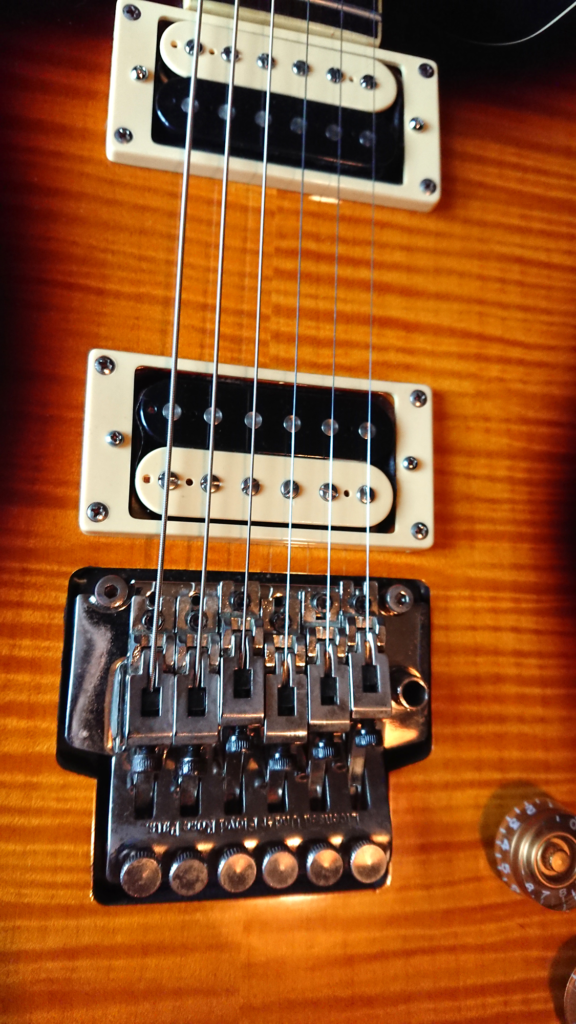 ML 79 F - Dean Guitars ML 79 F - Audiofanzine