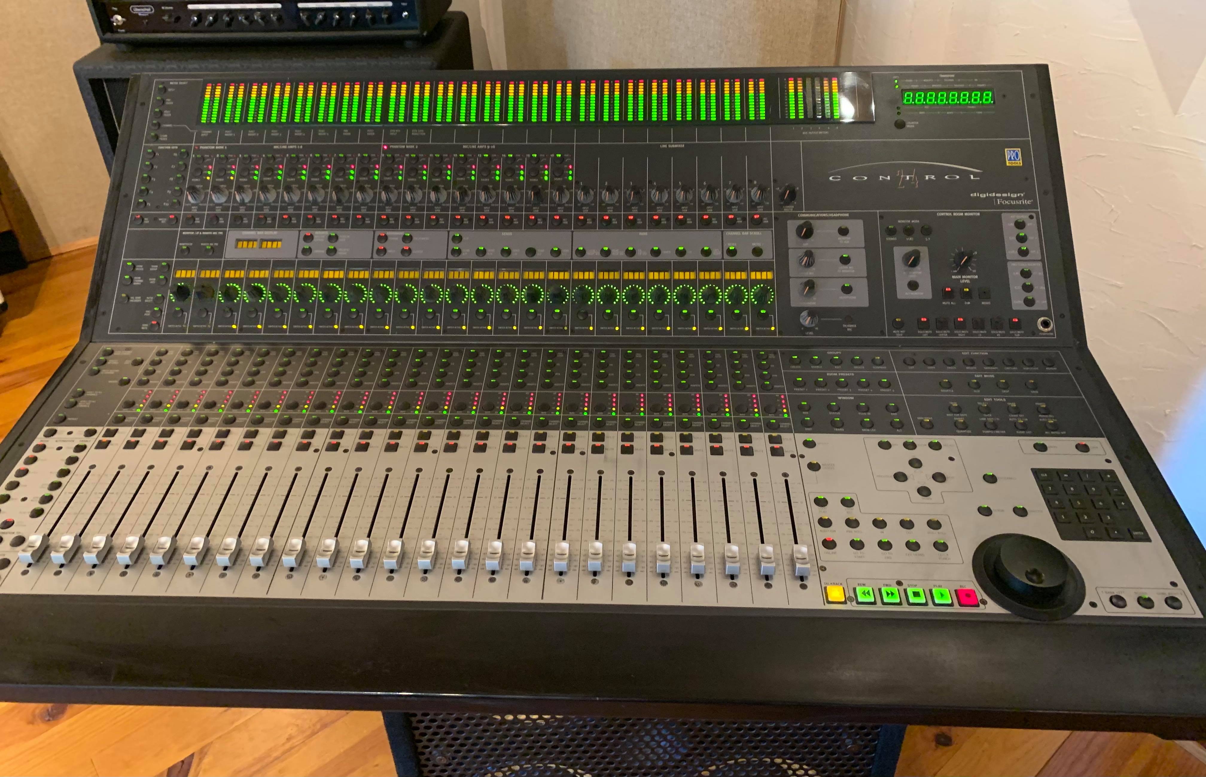 C24 - Digidesign C24 - Audiofanzine