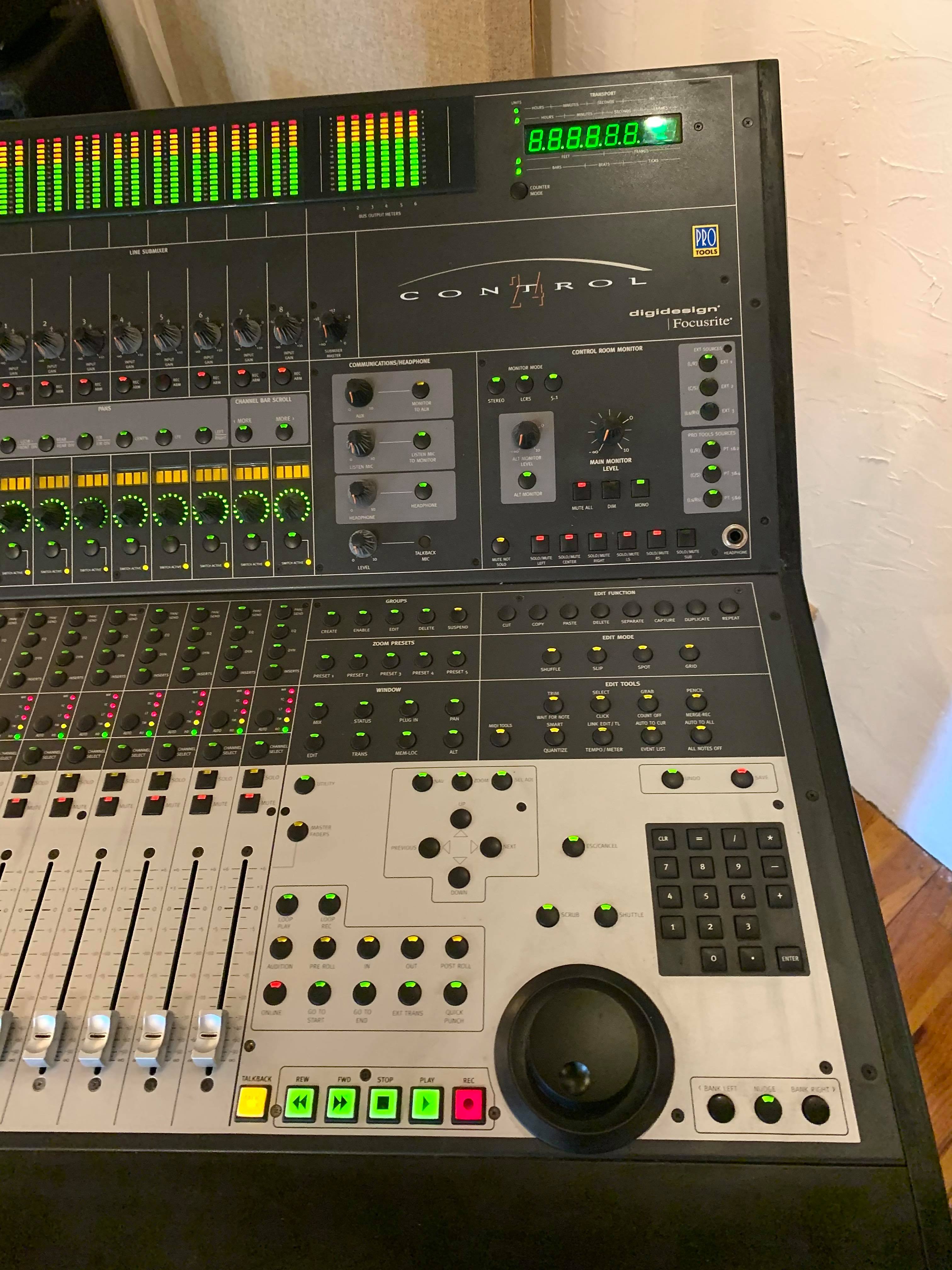 C24 - Digidesign C24 - Audiofanzine