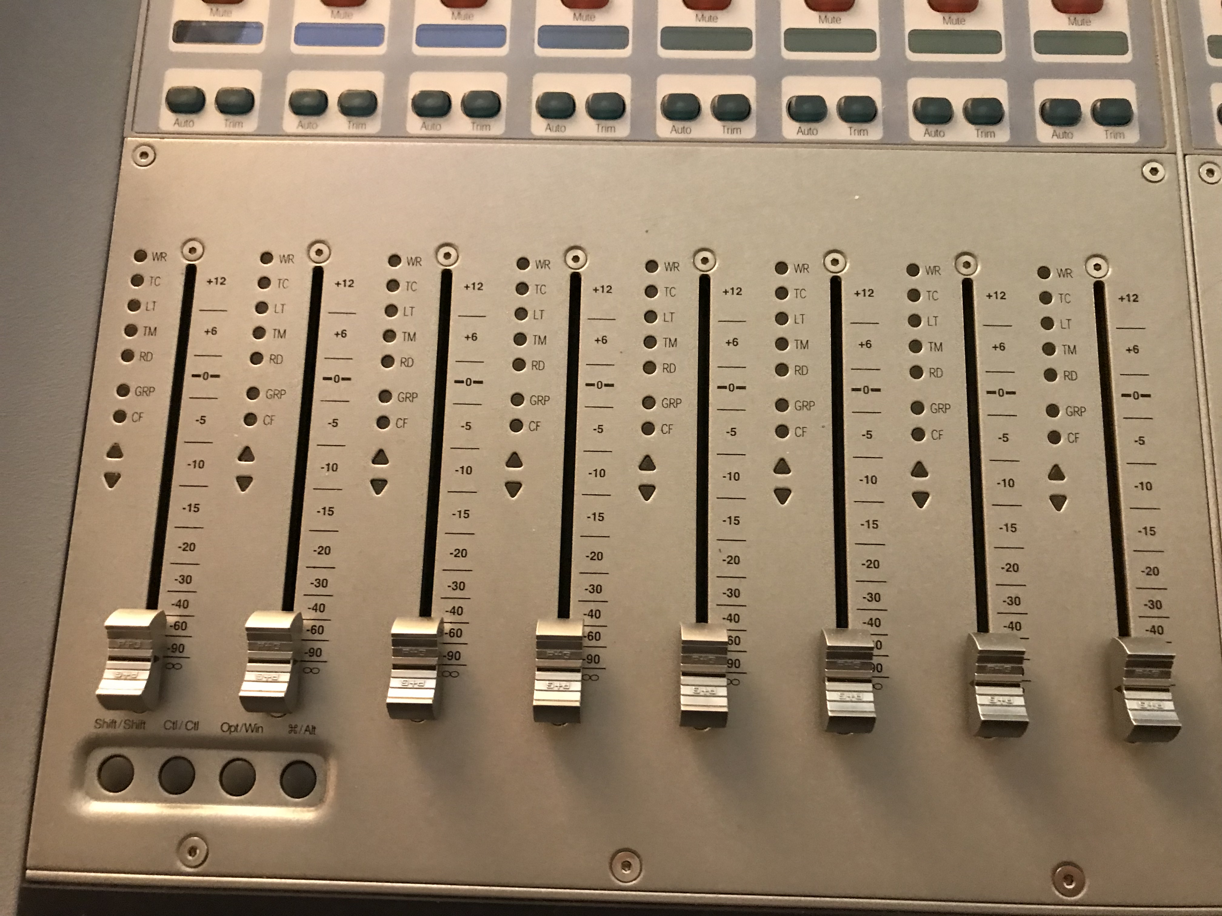 D-Control - Digidesign D-Control - Audiofanzine