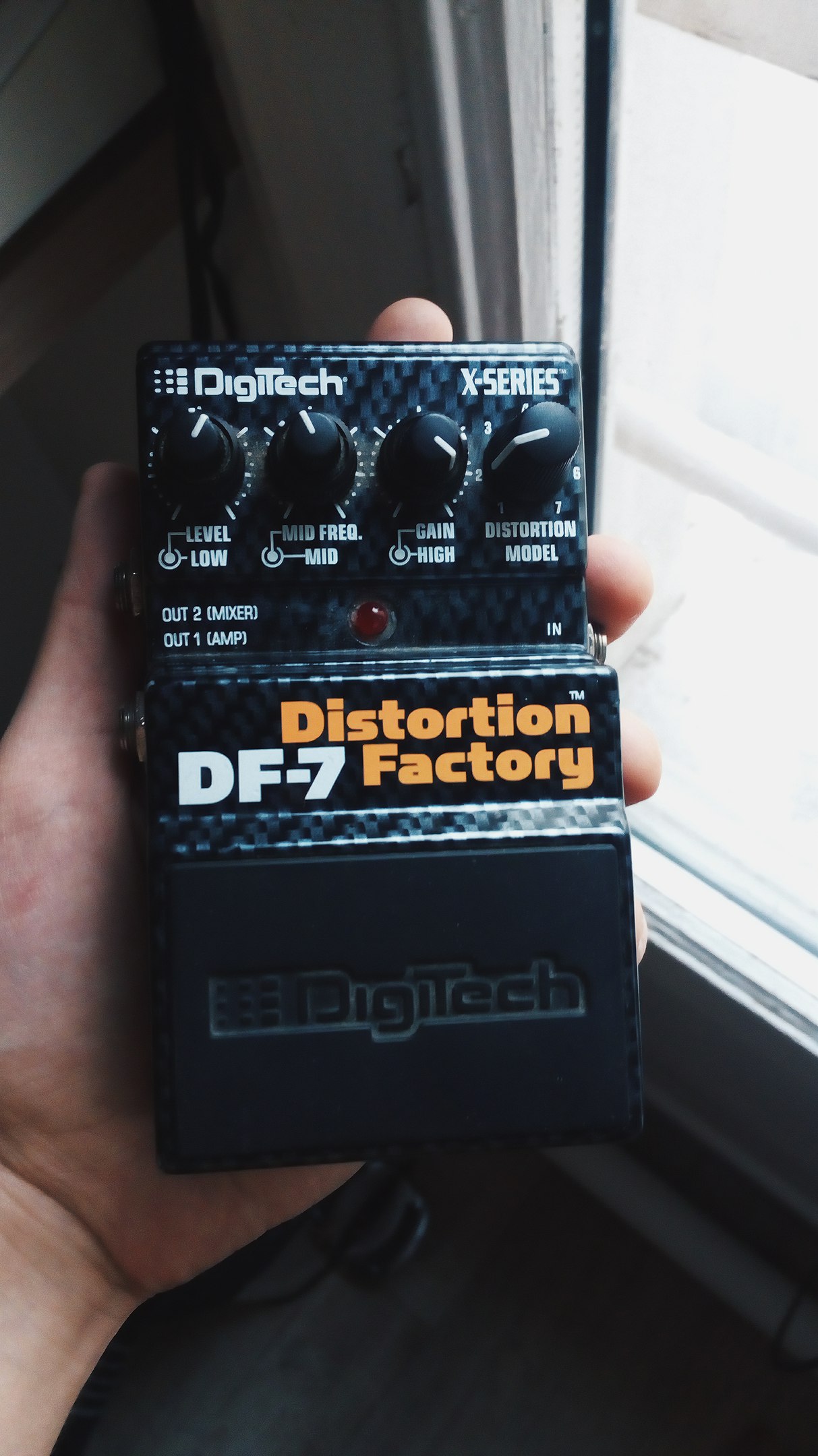 DF7 DISTORTION FACTORY - DigiTech DF7 Distortion Factory - Audiofanzine