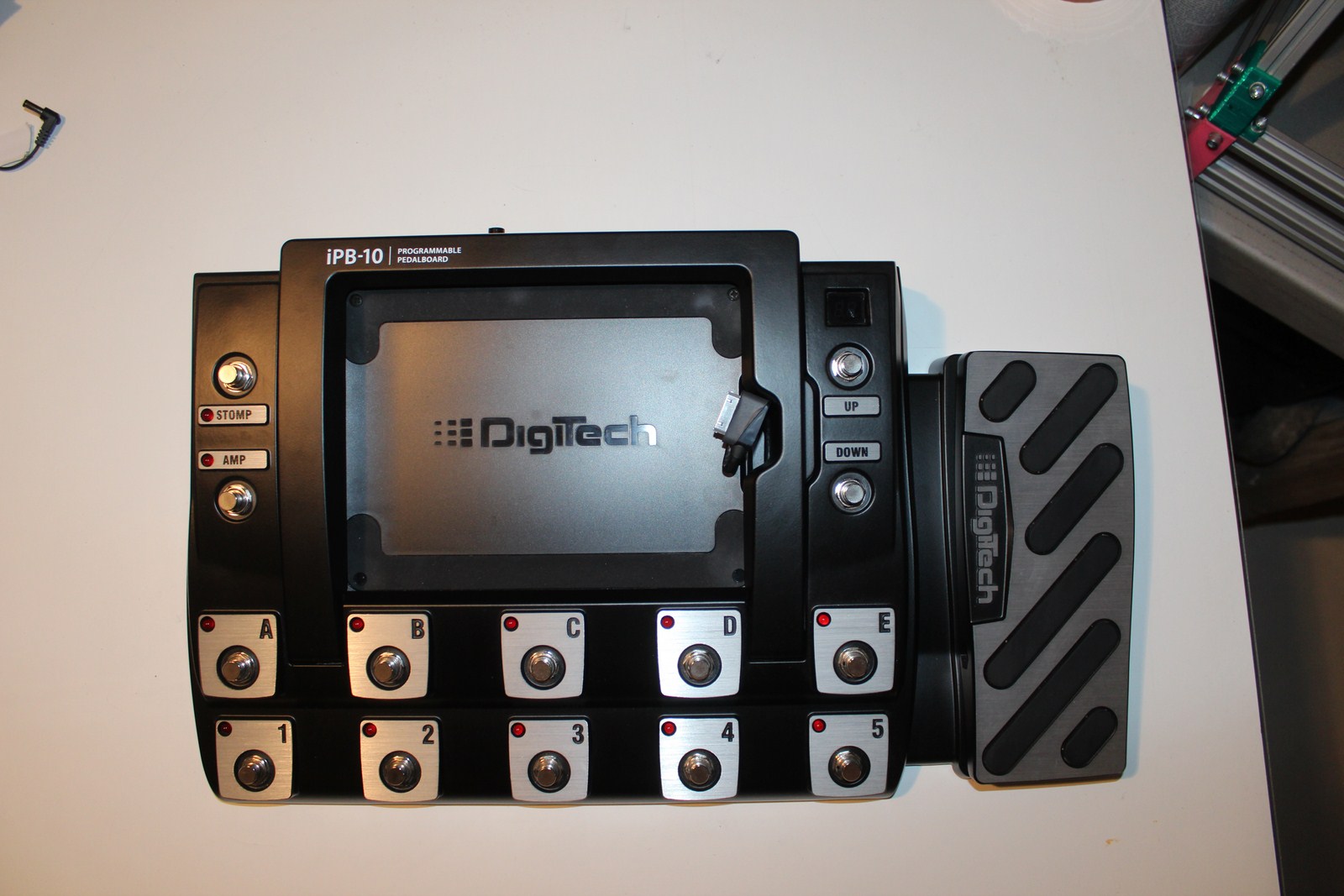 Photo DigiTech iPB-10 Programmable Pedalboard : DigiTech iPB-10 ...